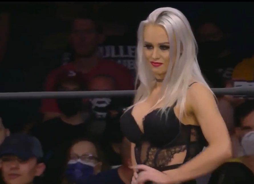 Penelope Ford | Scrolller