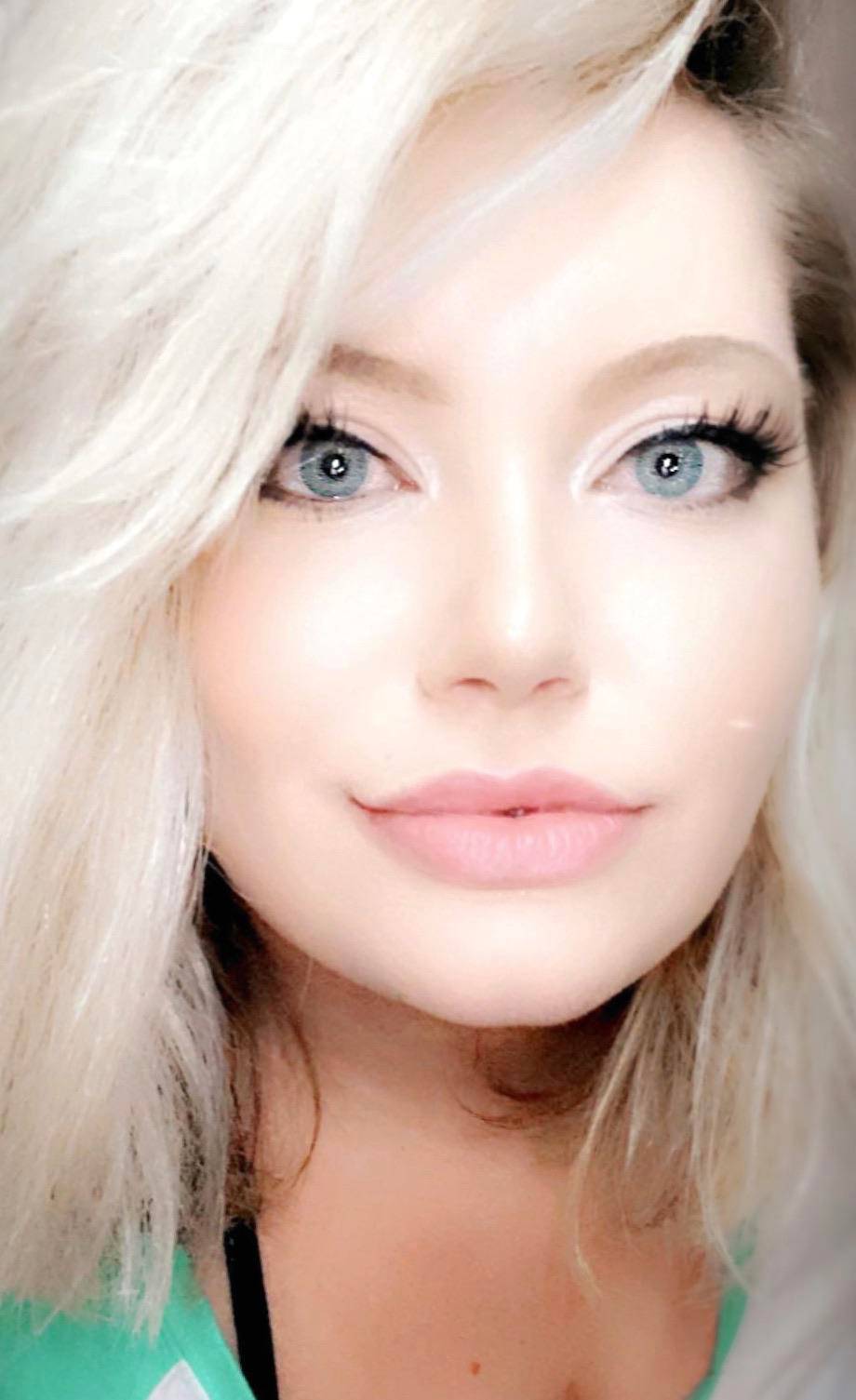 People asked me to post more, thank you for all the love ♥️😭 | Scrolller