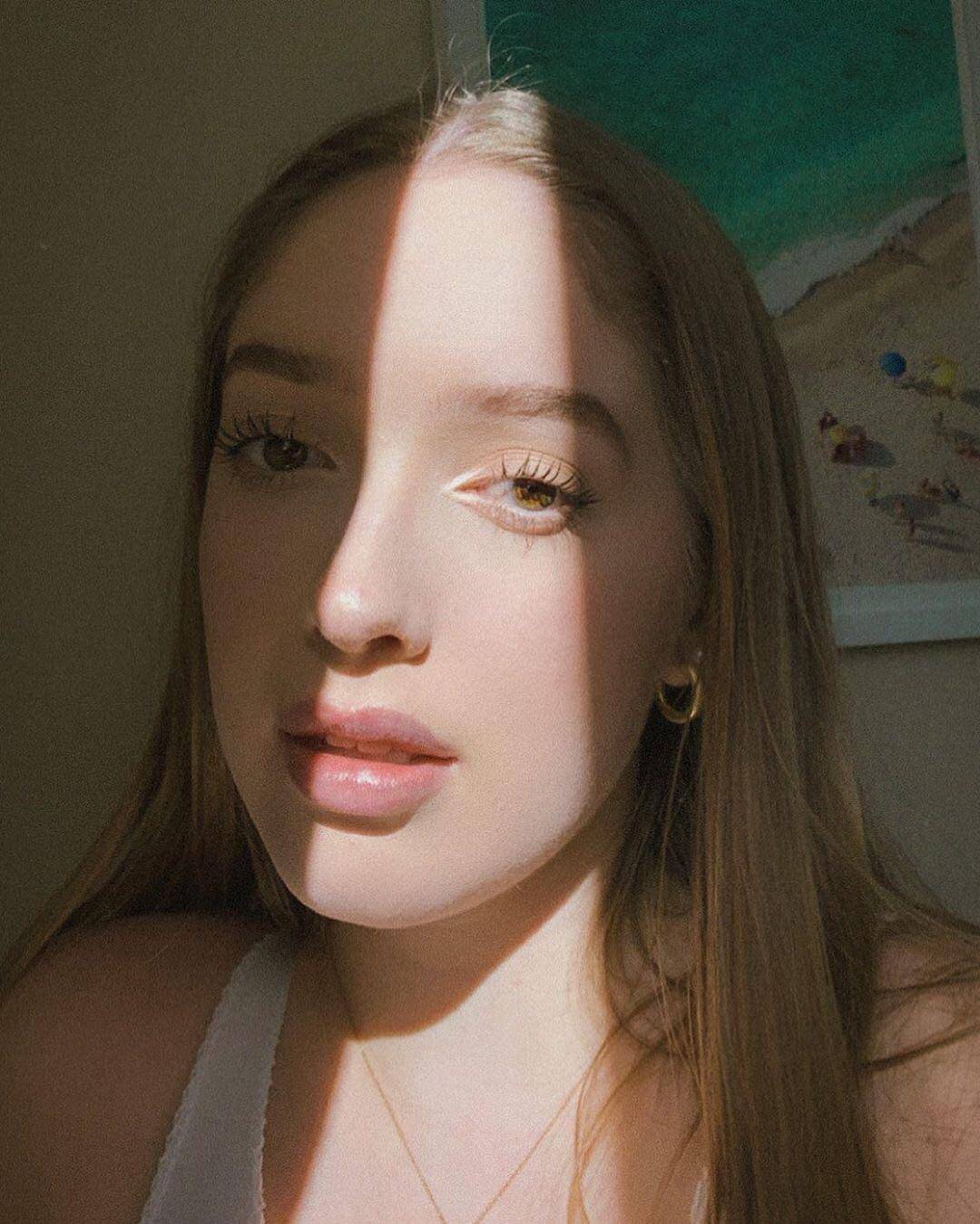 Perfect lip lighting | Scrolller