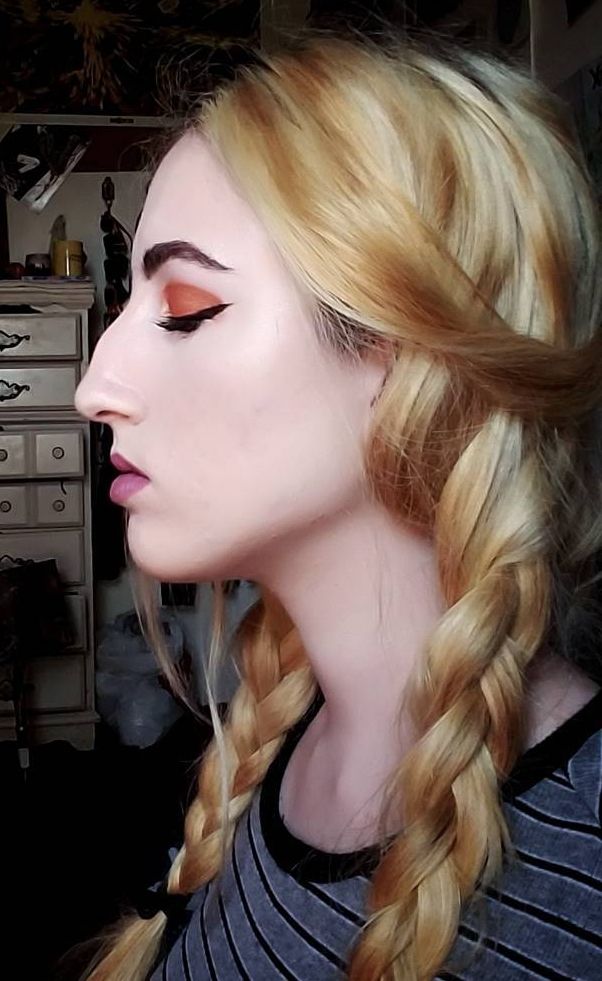 Perfect profile | Scrolller