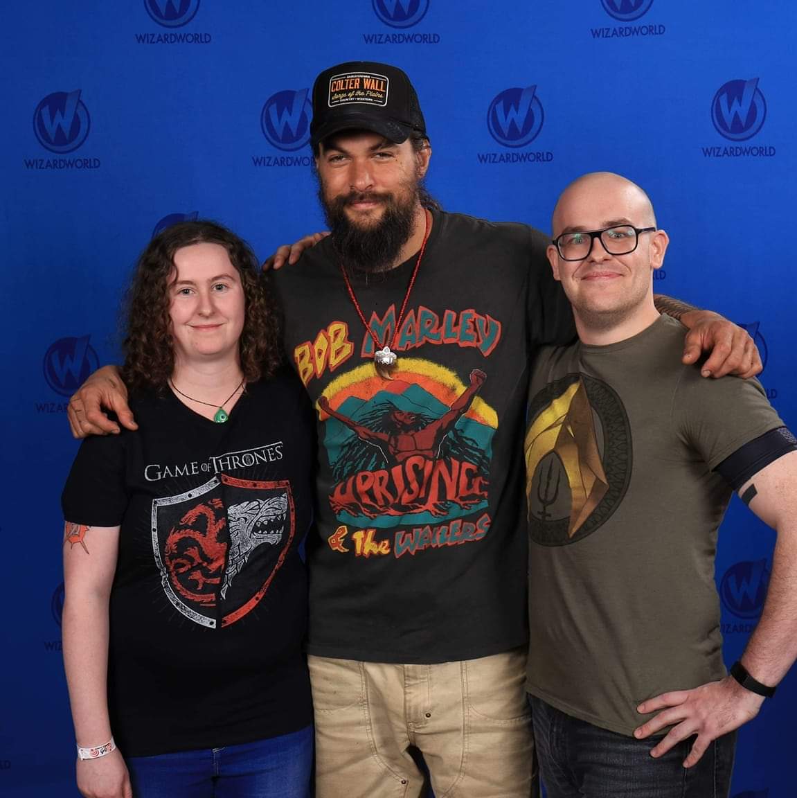 Permission to come aboard? Met Momoa at wizard World. He was the man🥰 | Scrolller