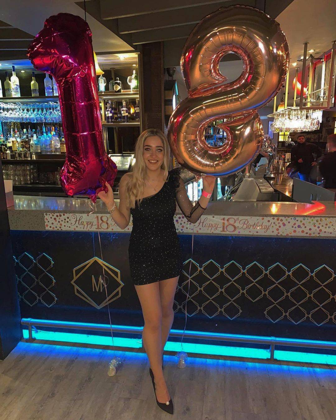 Petite eighteen | Scrolller