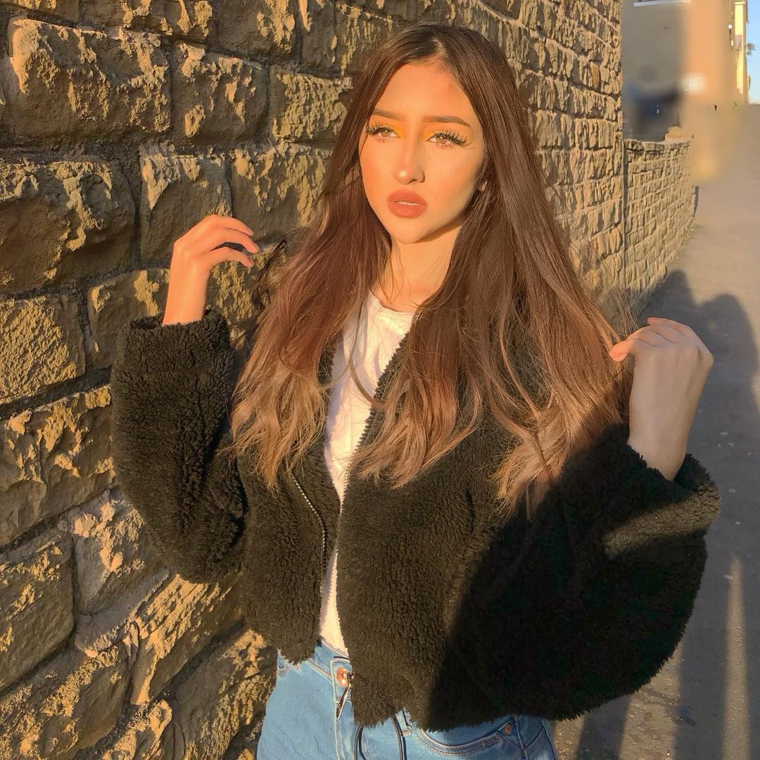 Petite paki | Scrolller