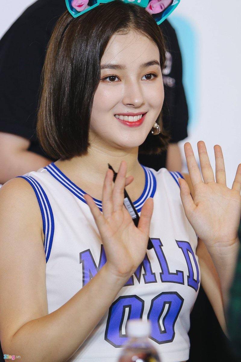 [pic Courtesy Of Zing Vn] Mesmerising Scrolller