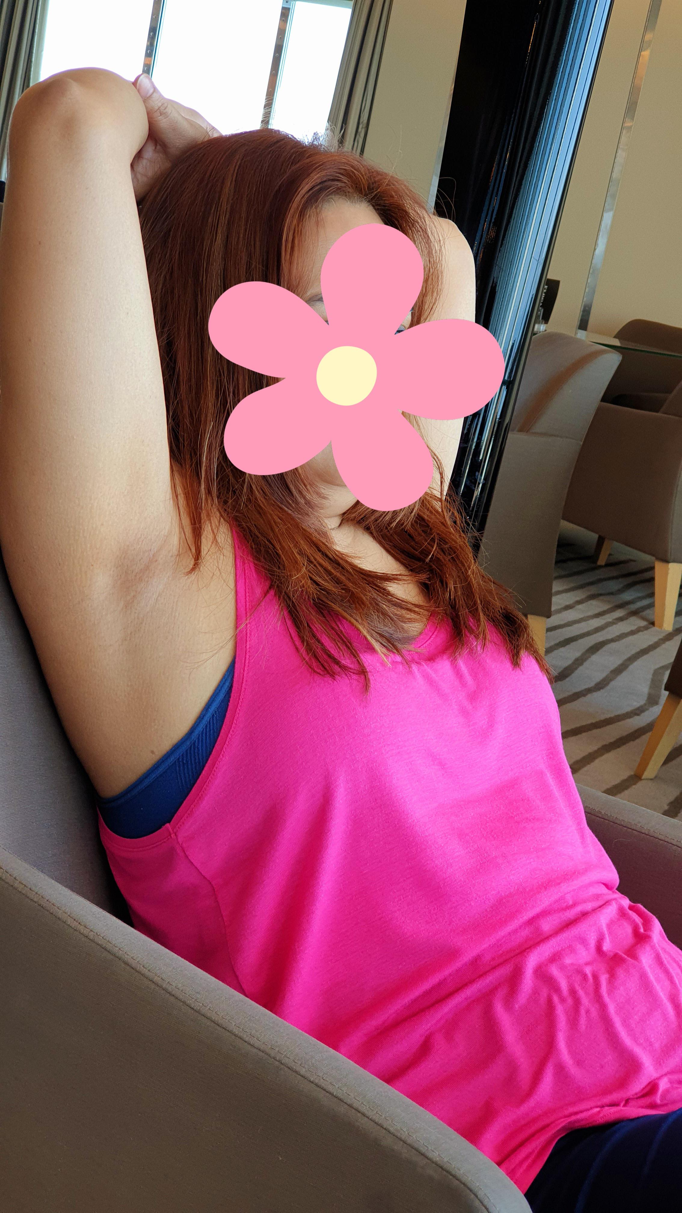 Lovely wife 🌹 | Scrolller