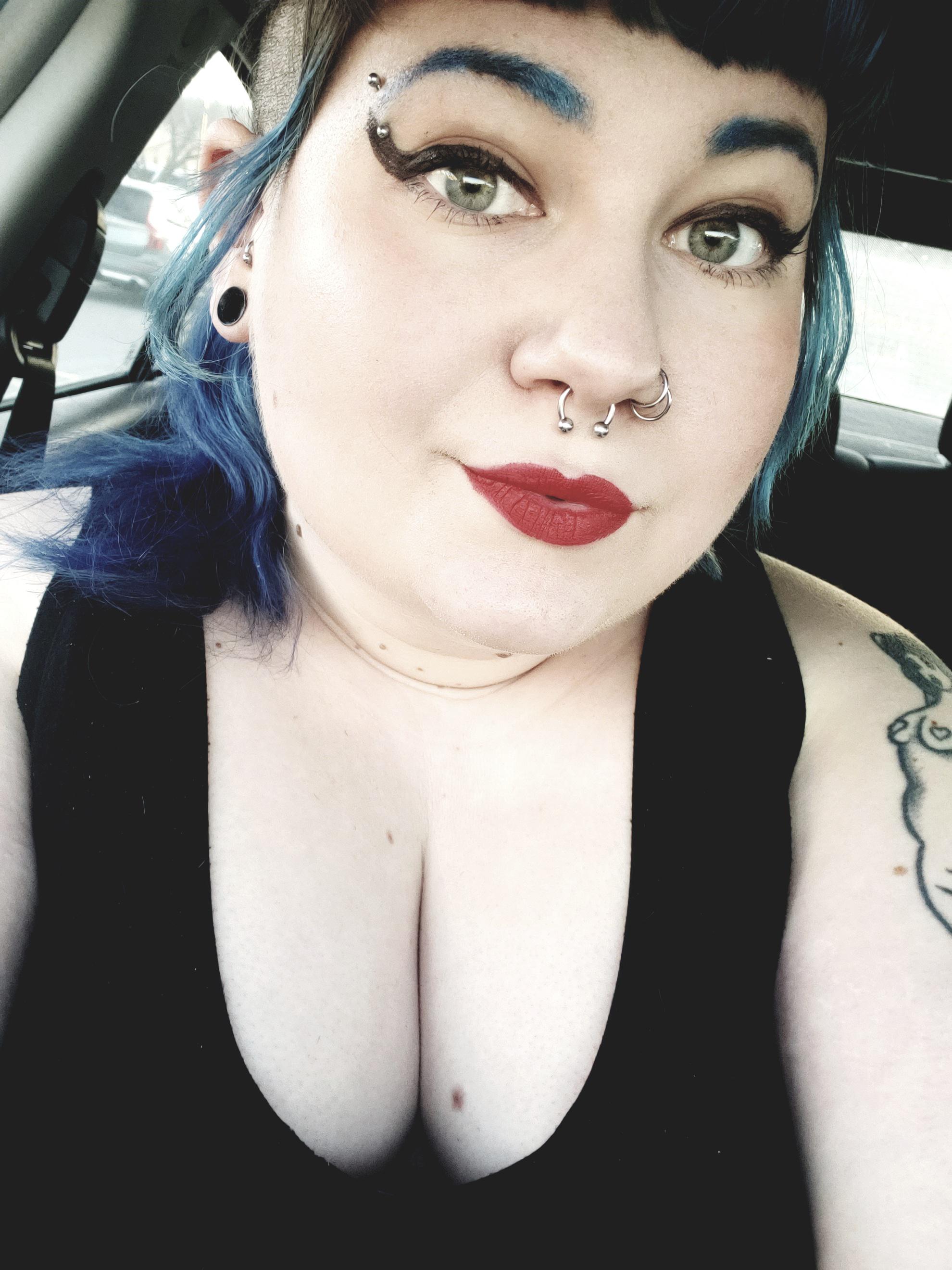 Pin up perfection | Scrolller