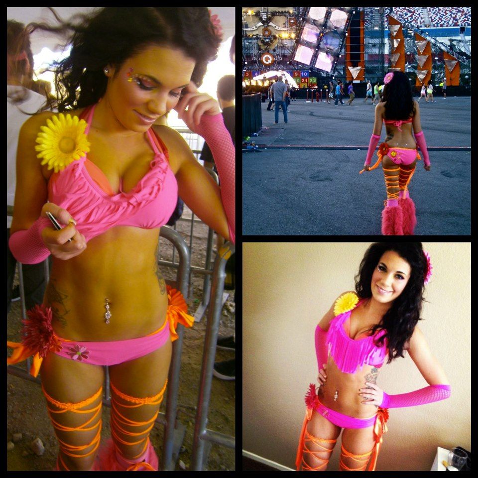 Pink Bikini With A Sunflower | Scrolller