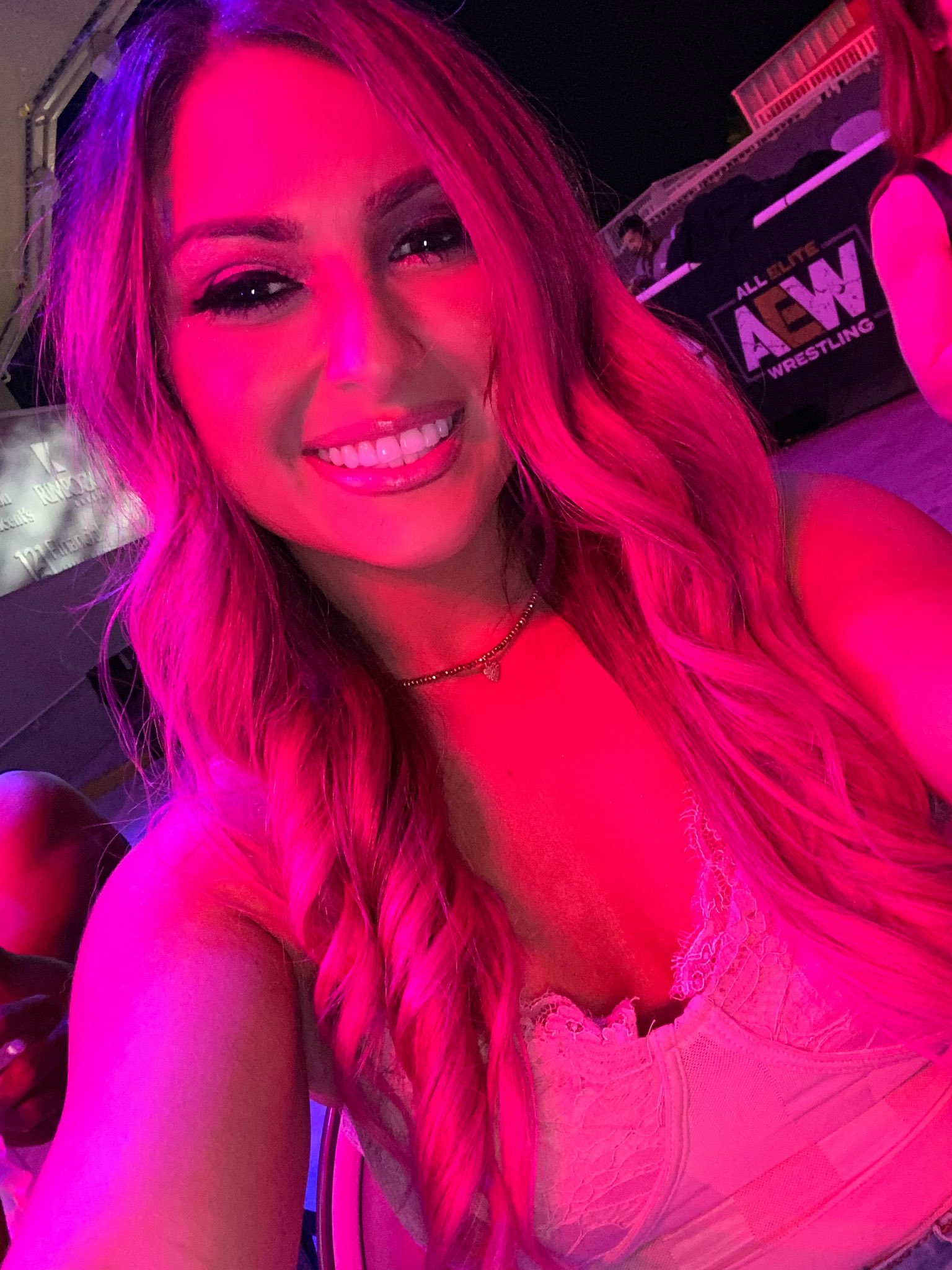 Pink Dream on Dynamite | Scrolller