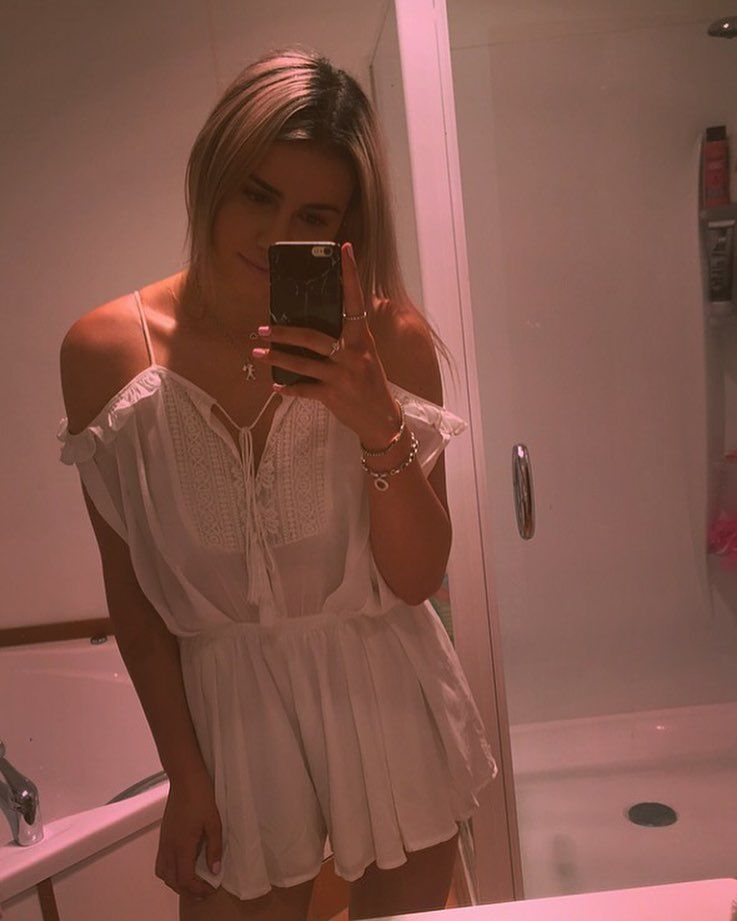 Pink filter | Scrolller