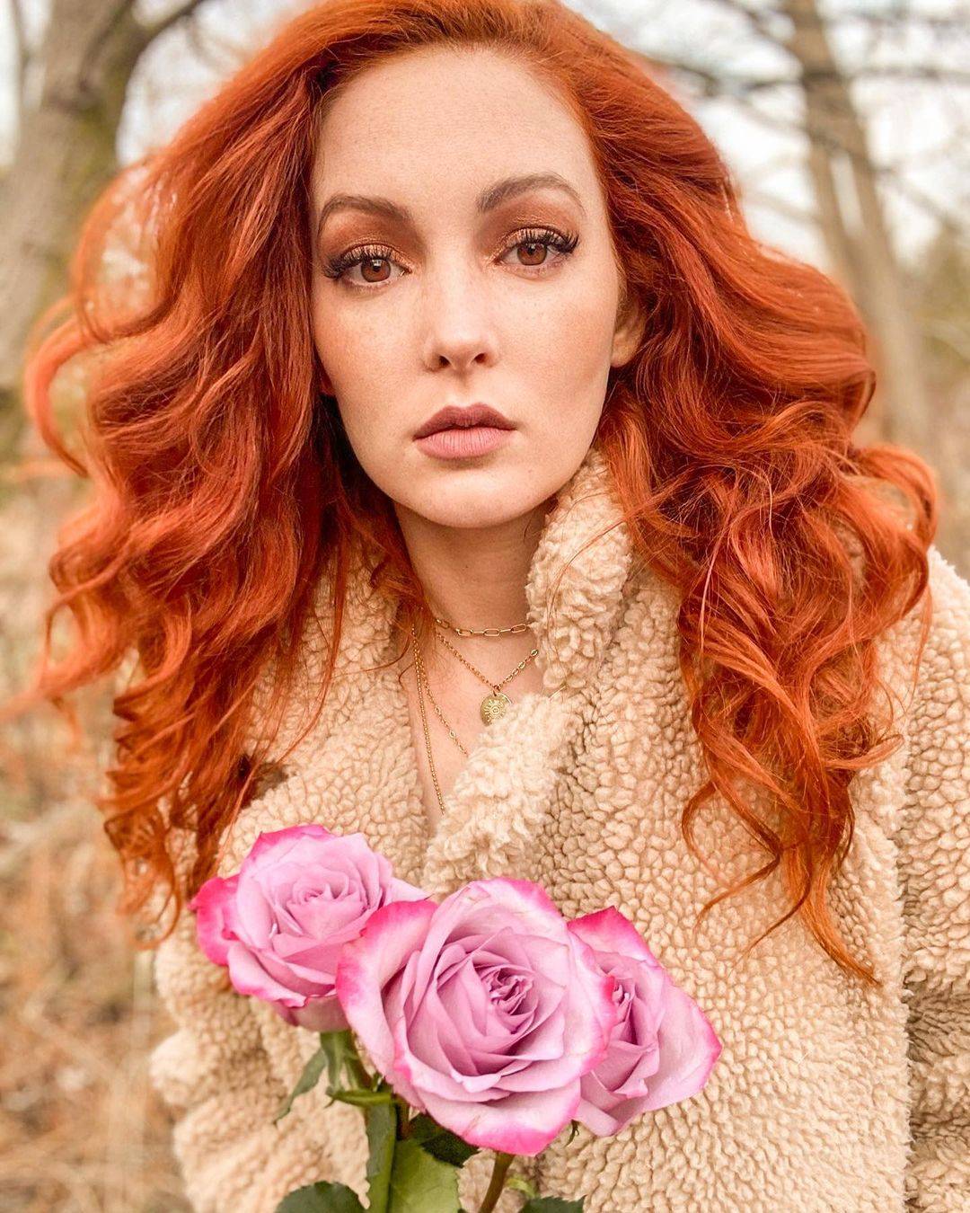 Pink flowers | Scrolller