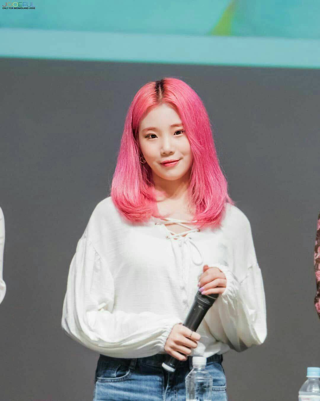 Pink JooE | Scrolller