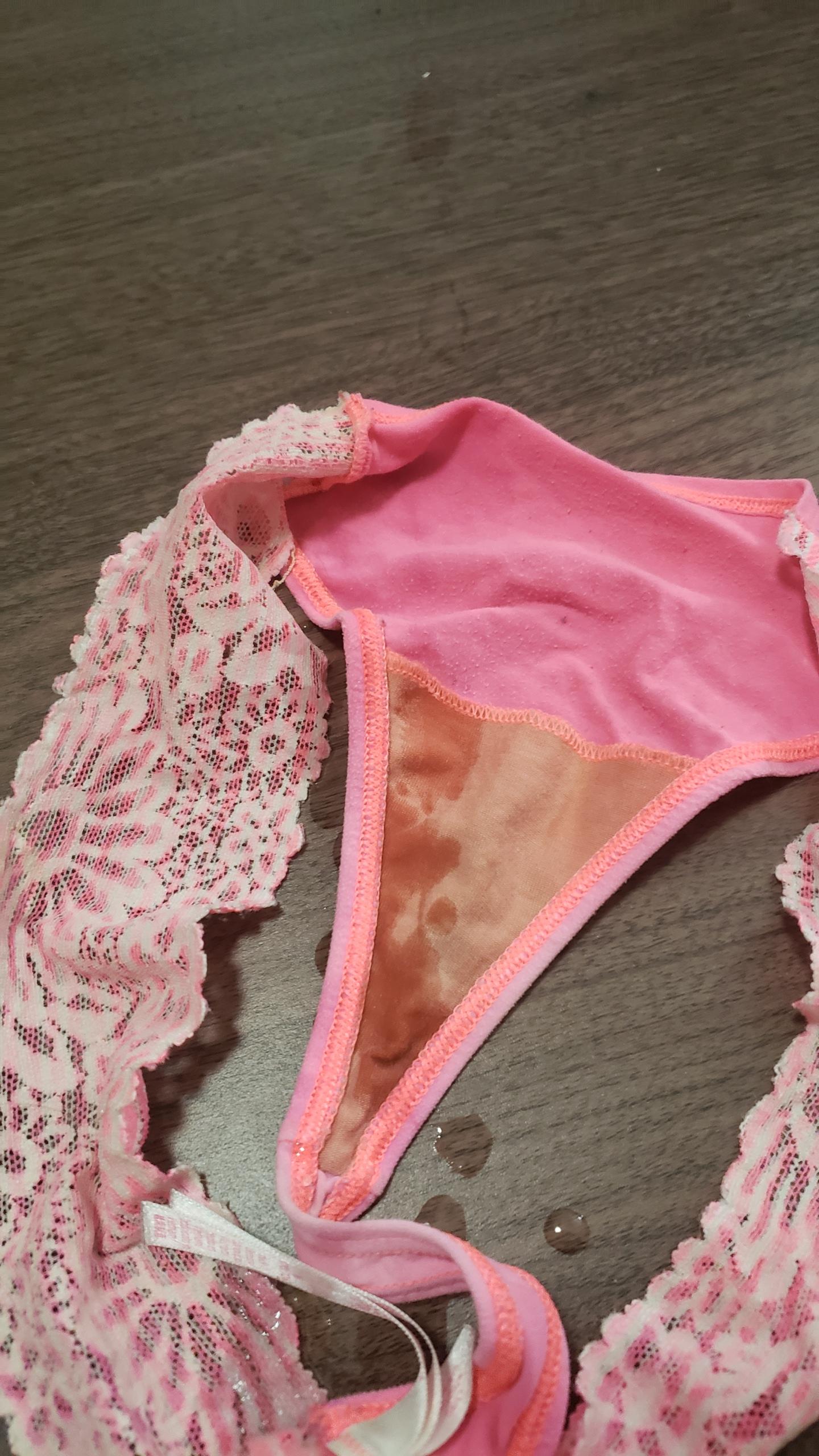 Pink thong | Scrolller