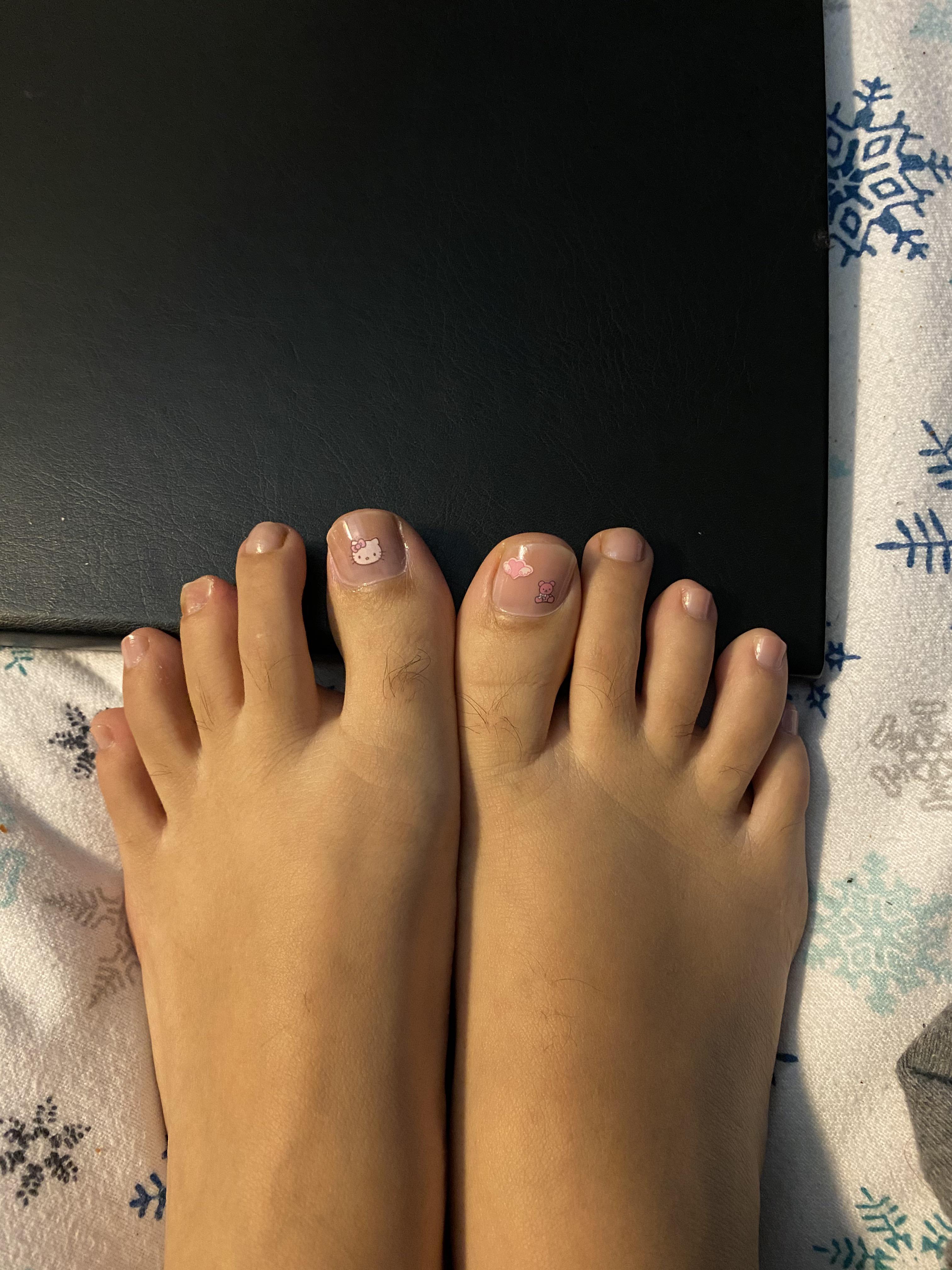 Pink toes | Scrolller