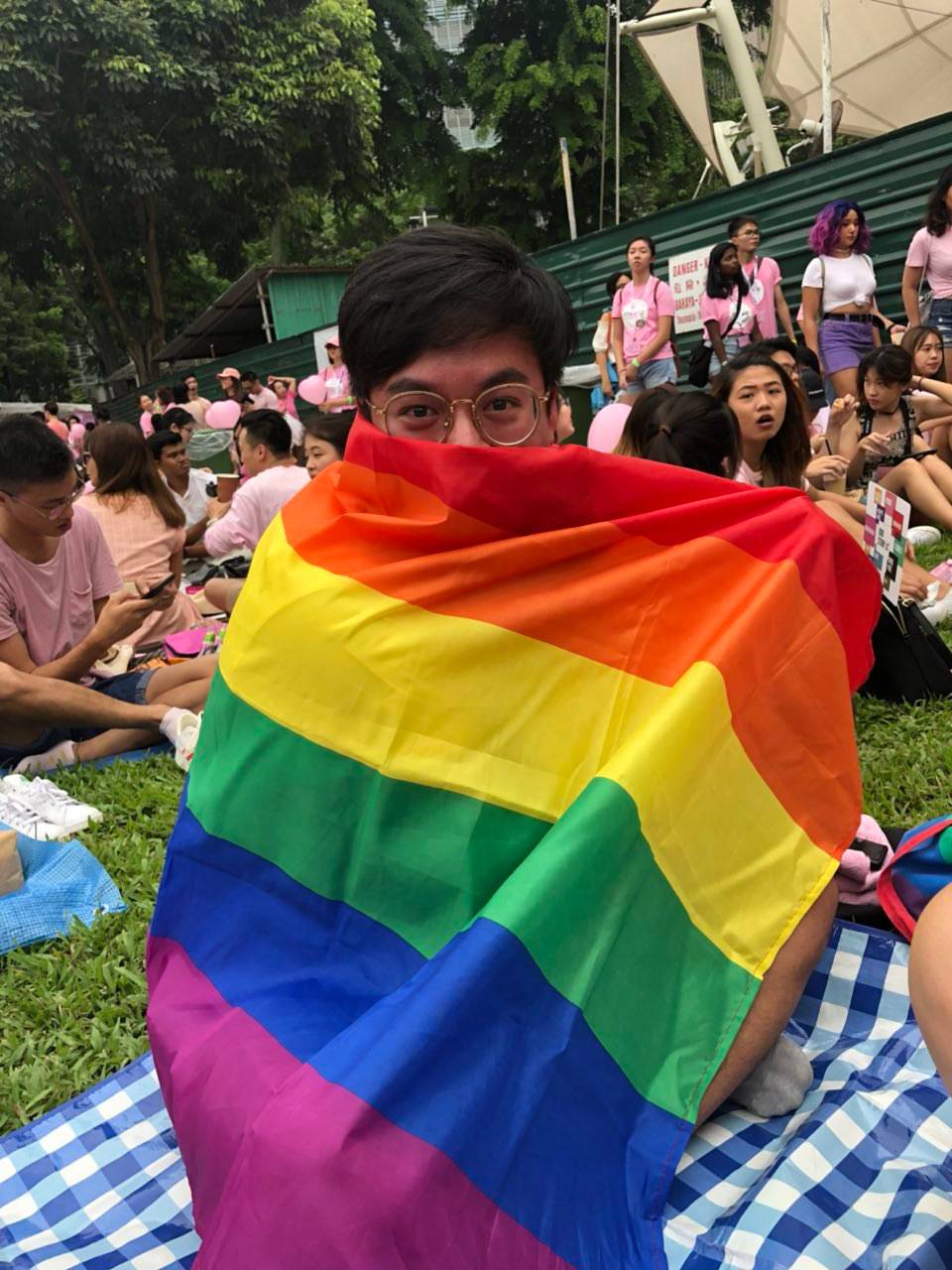 PinkDot10 in Singapore and I thought I looked cute (camouflaging my ...