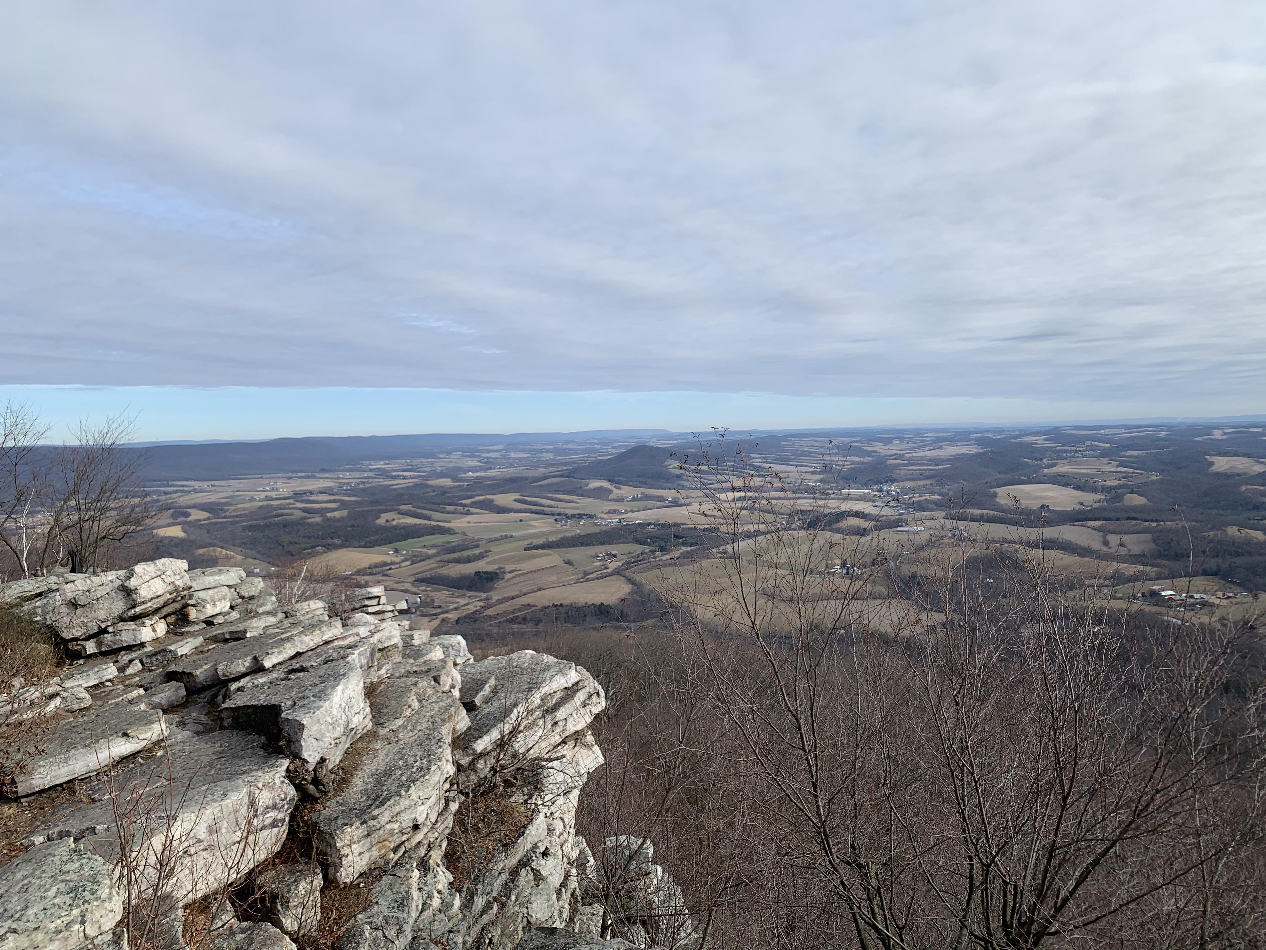 Pinnacle and the Pulpit in Hamburg, PA on the AT | Scrolller