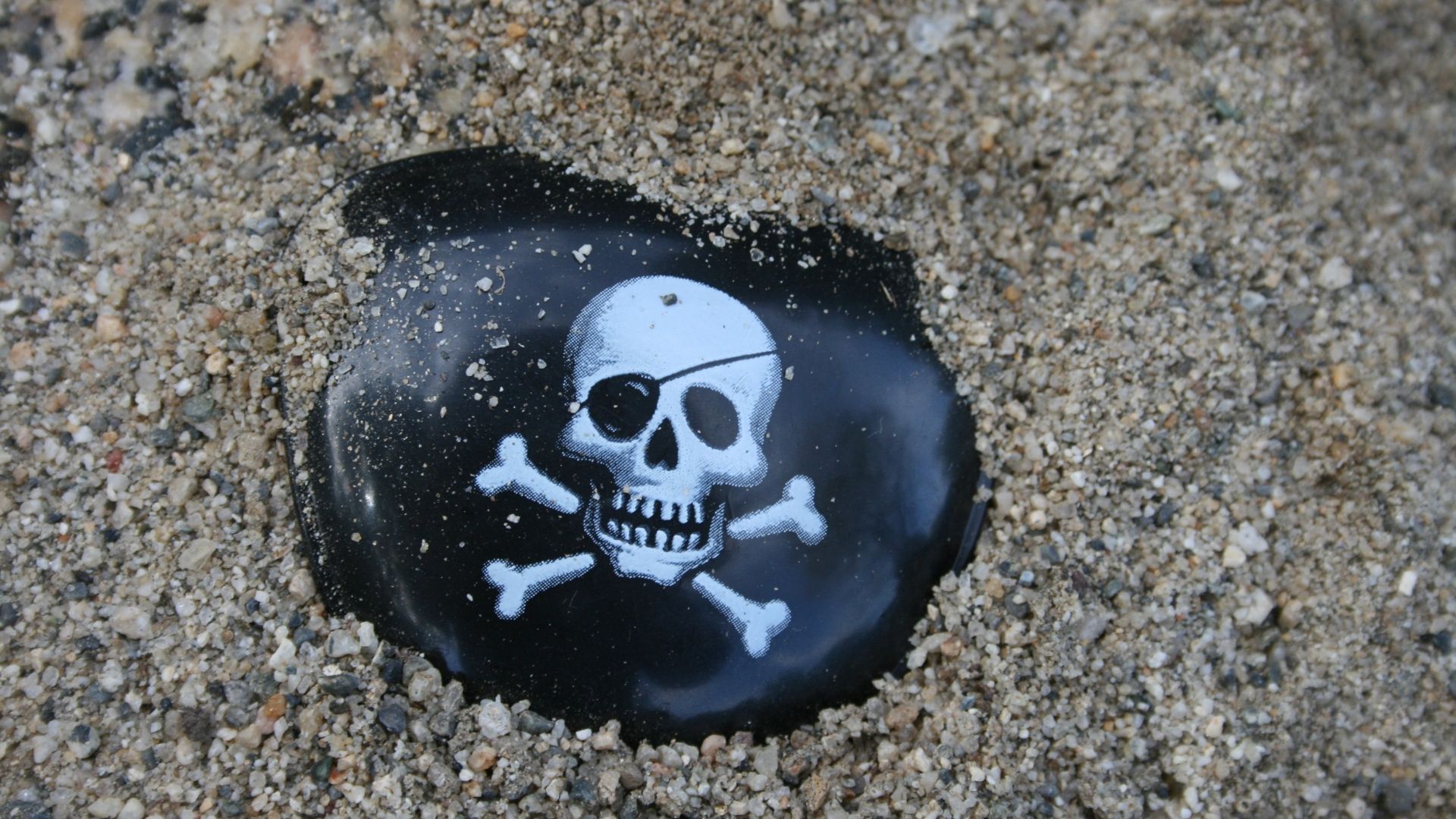 PirateEye [1920x1080] | Scrolller