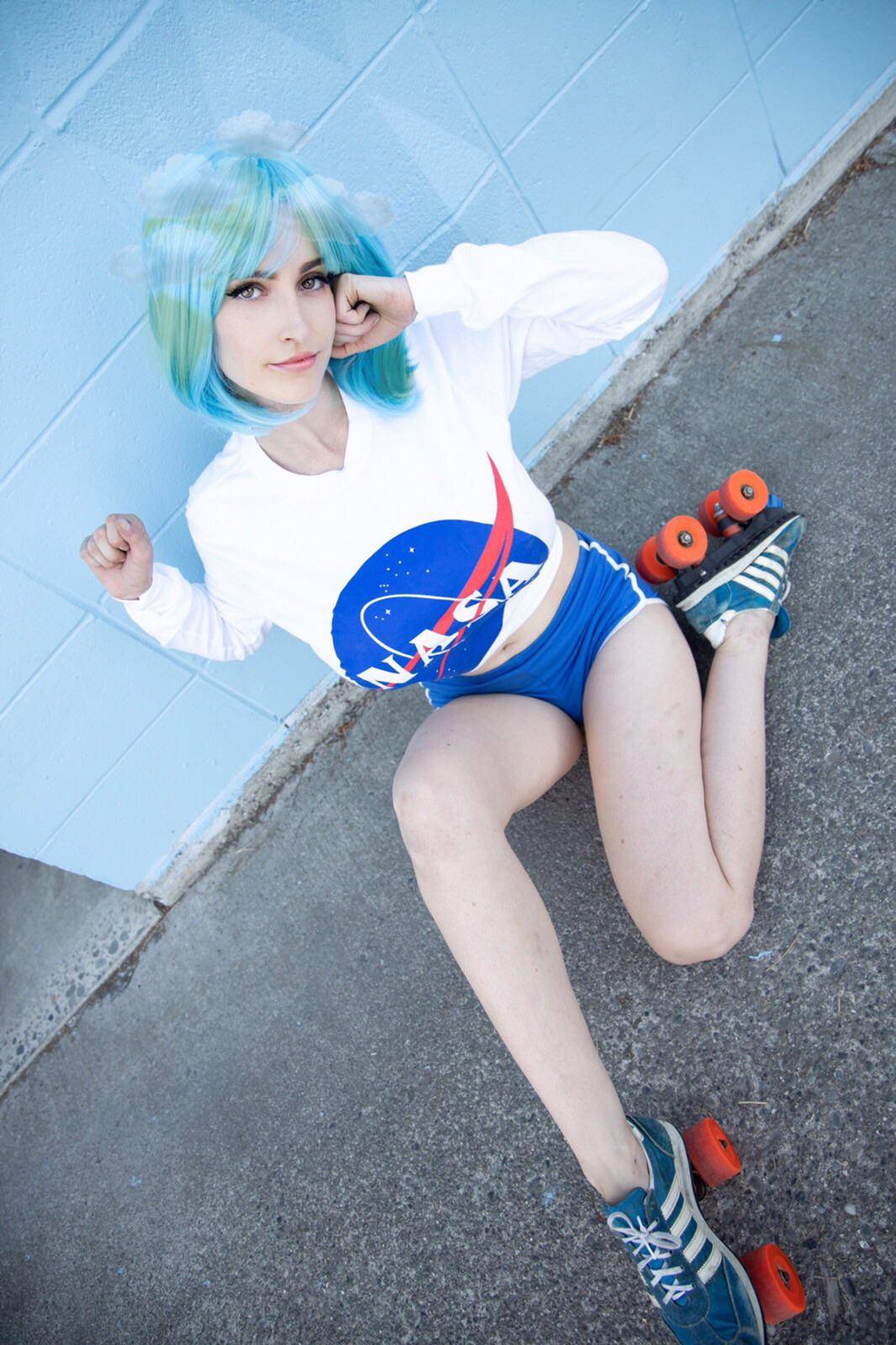 Planning a cosplay stream soon! | Scrolller