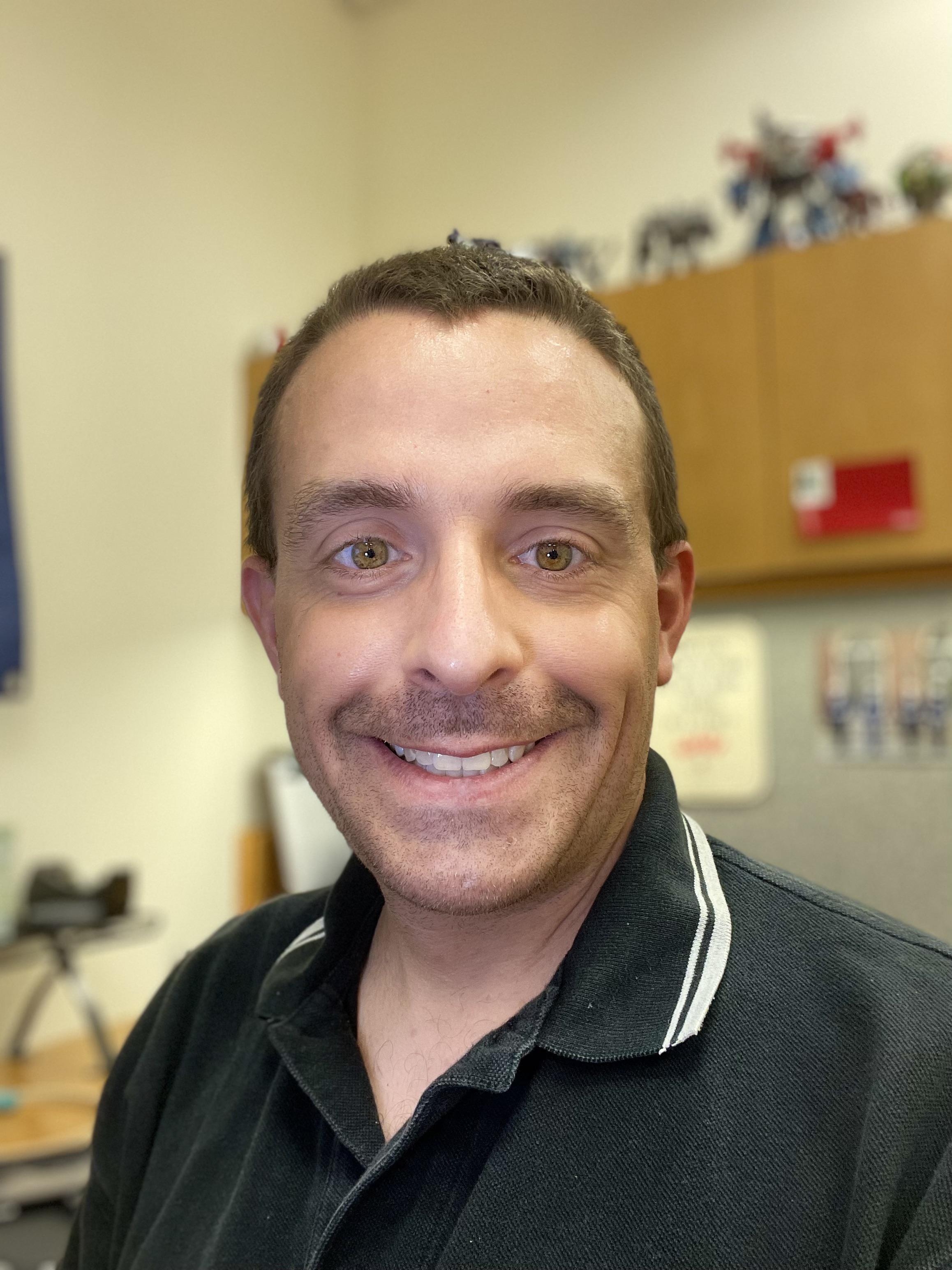 Playing with my remote trigger and a new light | Scrolller