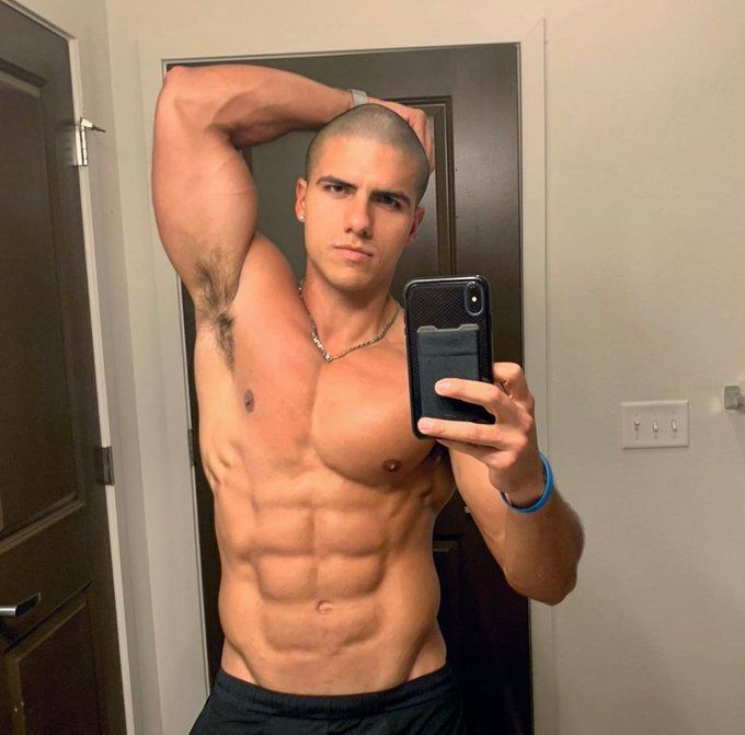 Please help me identify this hottie? | Scrolller