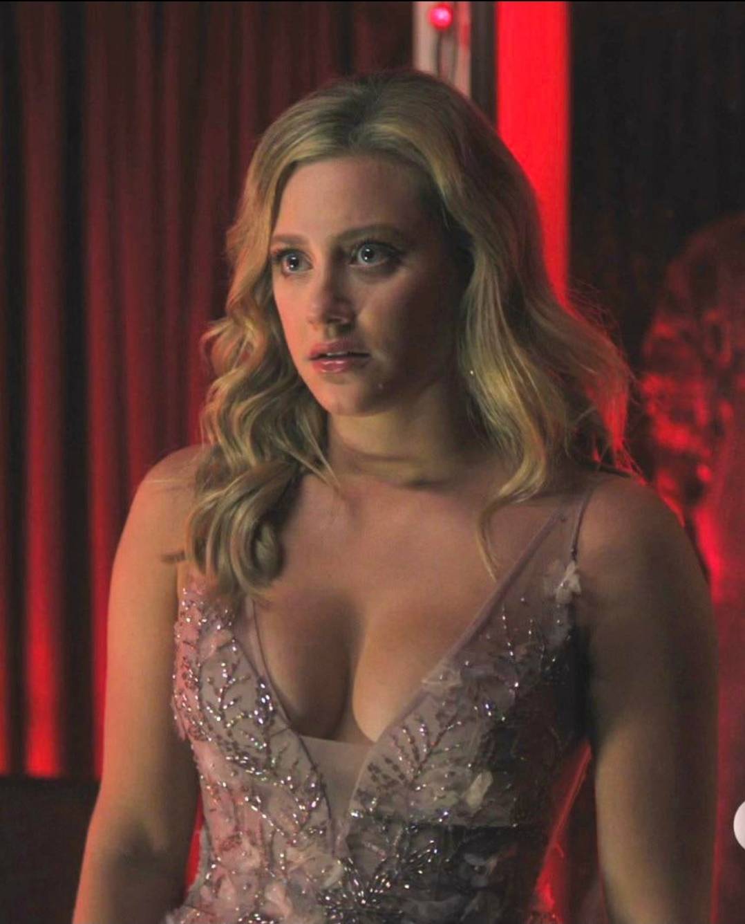 Please help me out and give me a JOI as Lili Reinhart, Madelaine Petsch ... Please help me out and give me a JOI as Lili Reinhart, Madelaine Petsch ...