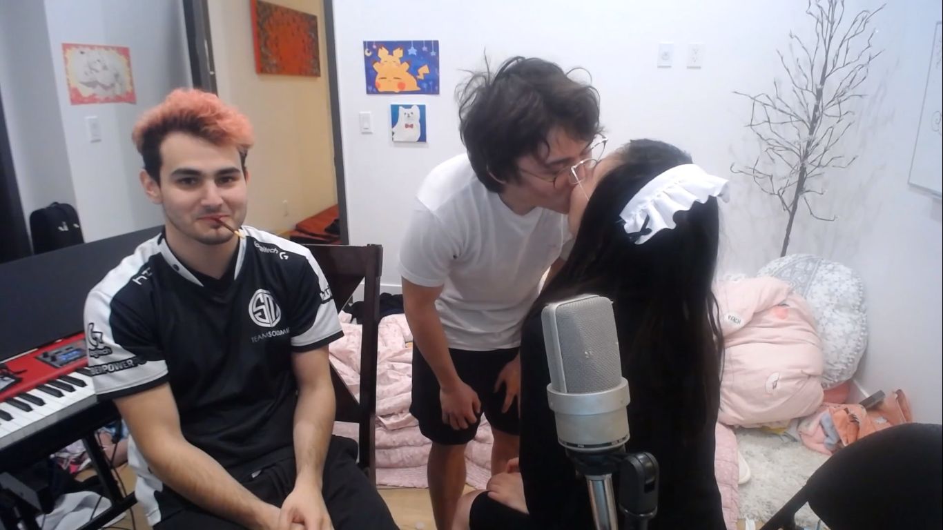 Pocky Game strikes again | Scrolller