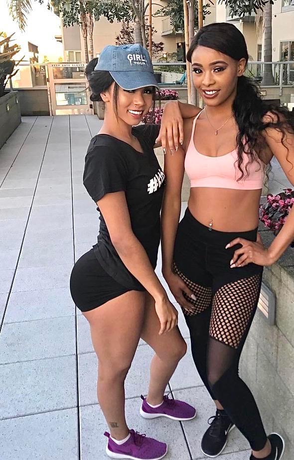 Poke it out | Scrolller