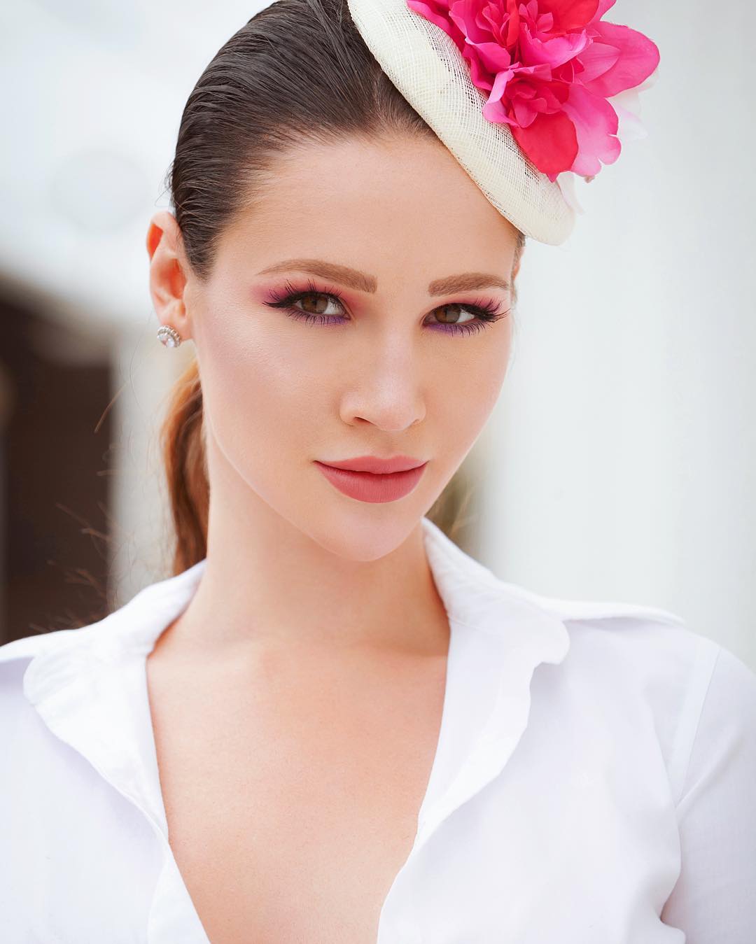 Portrait | Scrolller