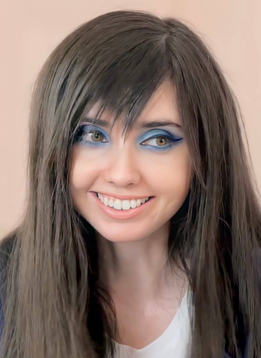 Post-rehab Eugenia was absolutely stunning | Scrolller