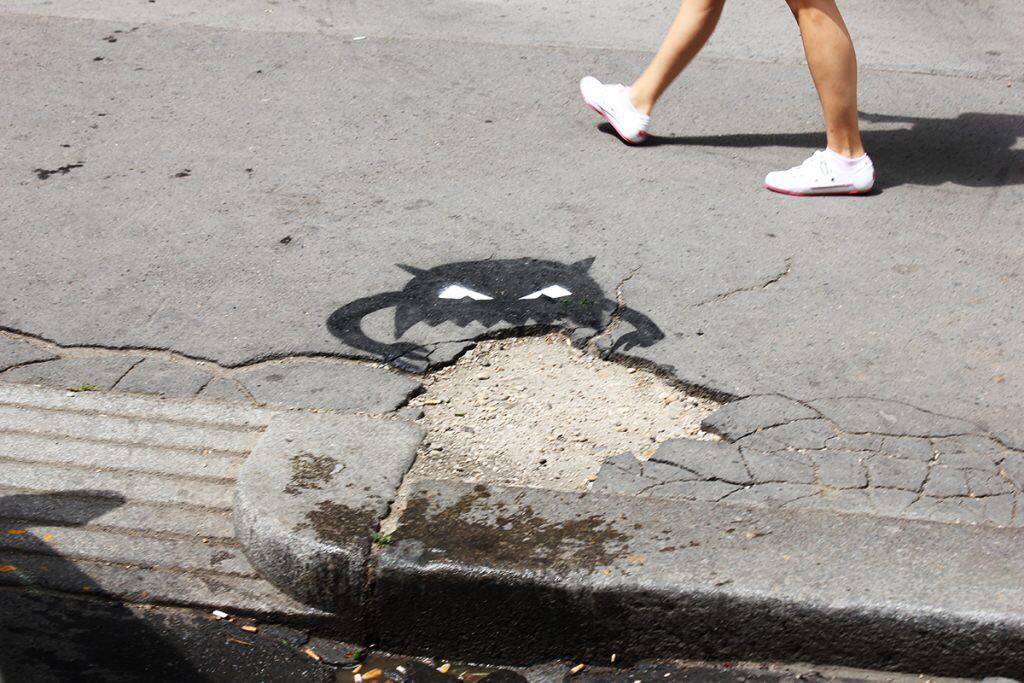 pothole monster.. Budapest | Scrolller