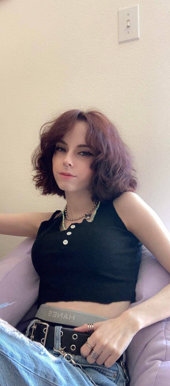 POV: It’s me trying to look cool | Scrolller