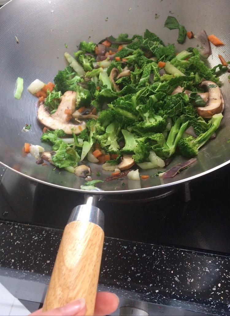 Present from Dorothy | Scrolller