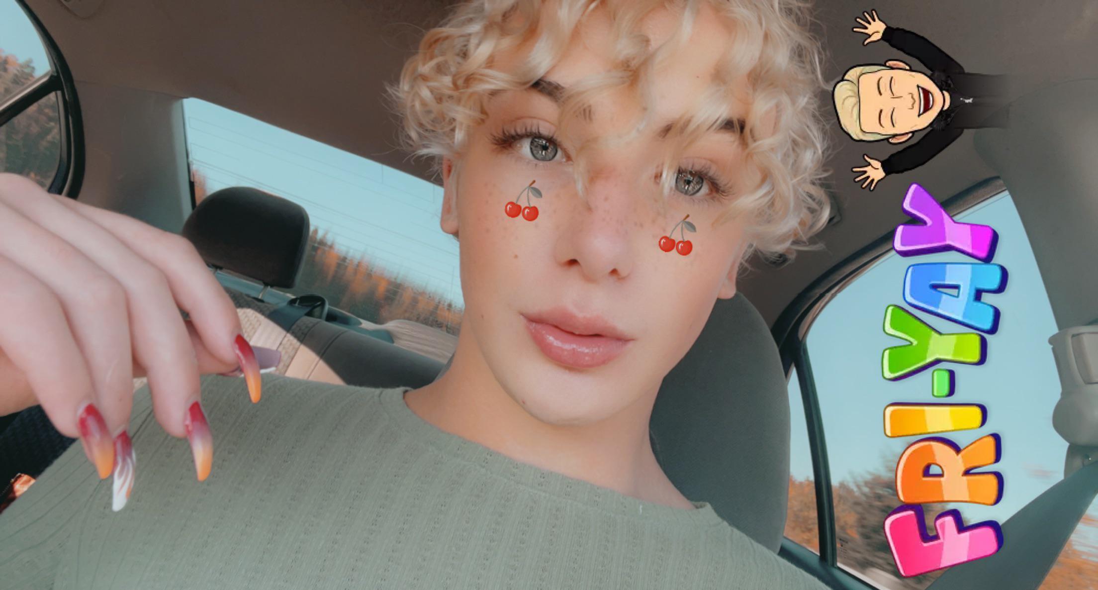 pretty boy | Scrolller