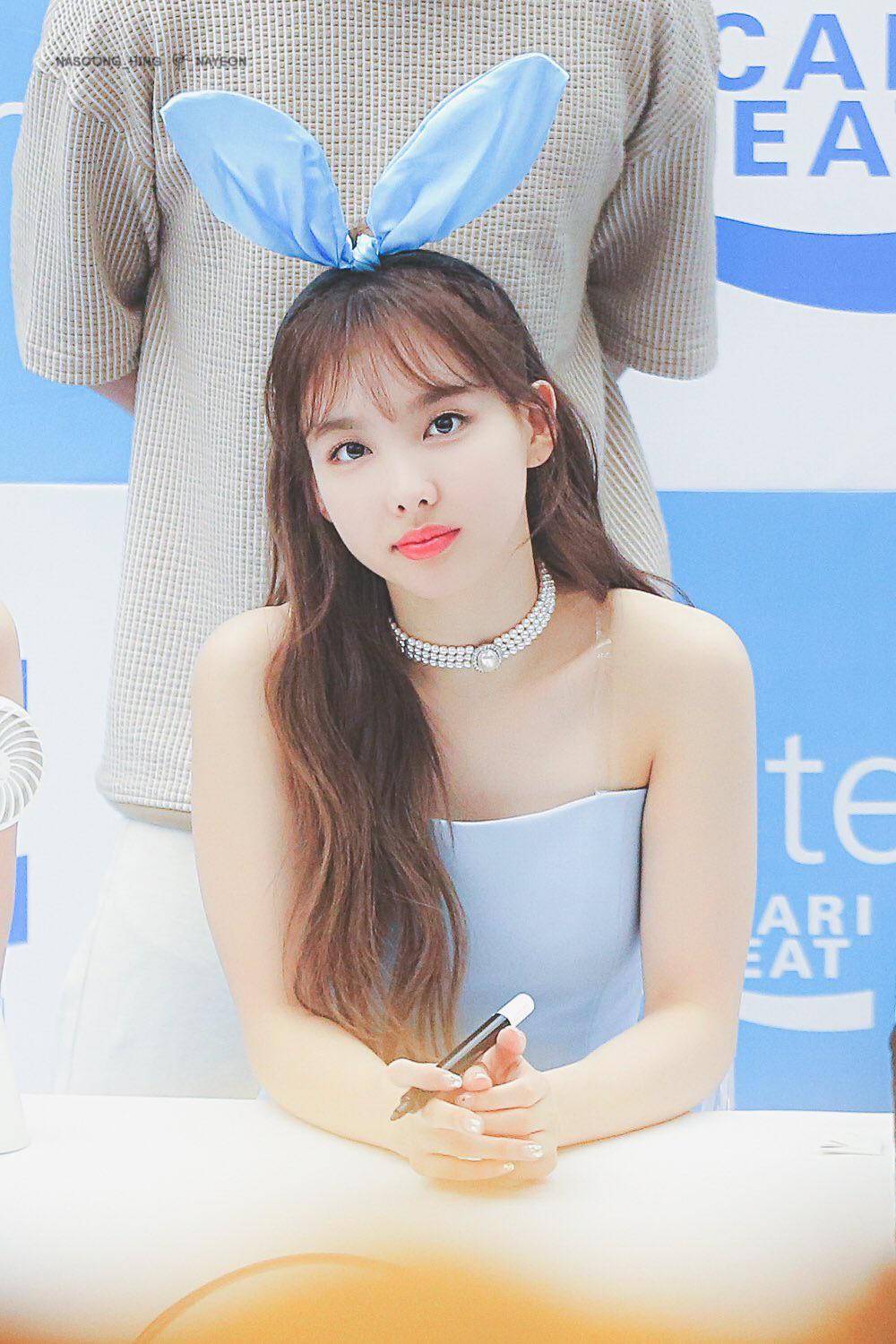 Pretty Bunny | Scrolller