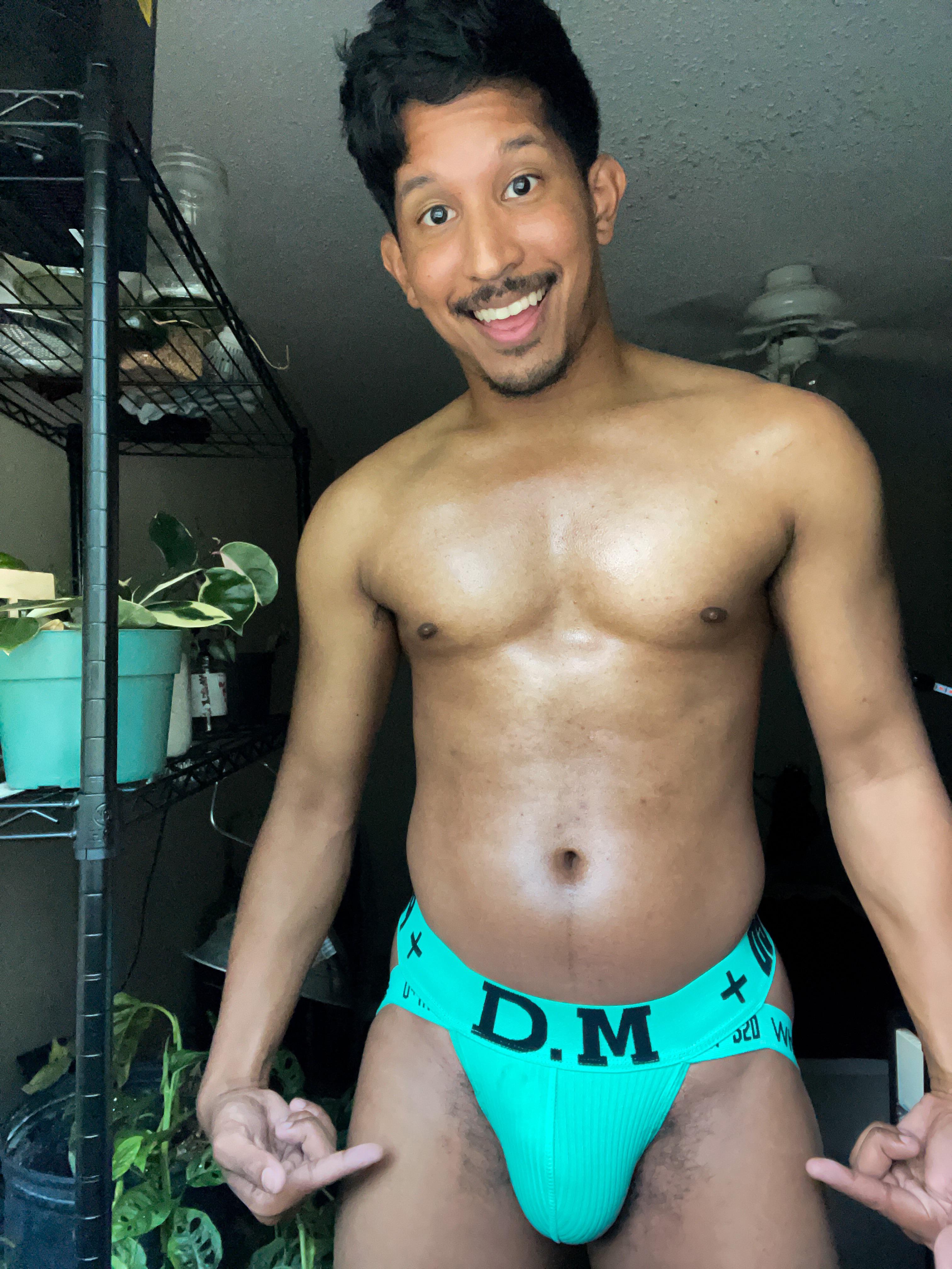 Kind of excited about my first jockstrap 😬😅 (Filipino) | Scrolller