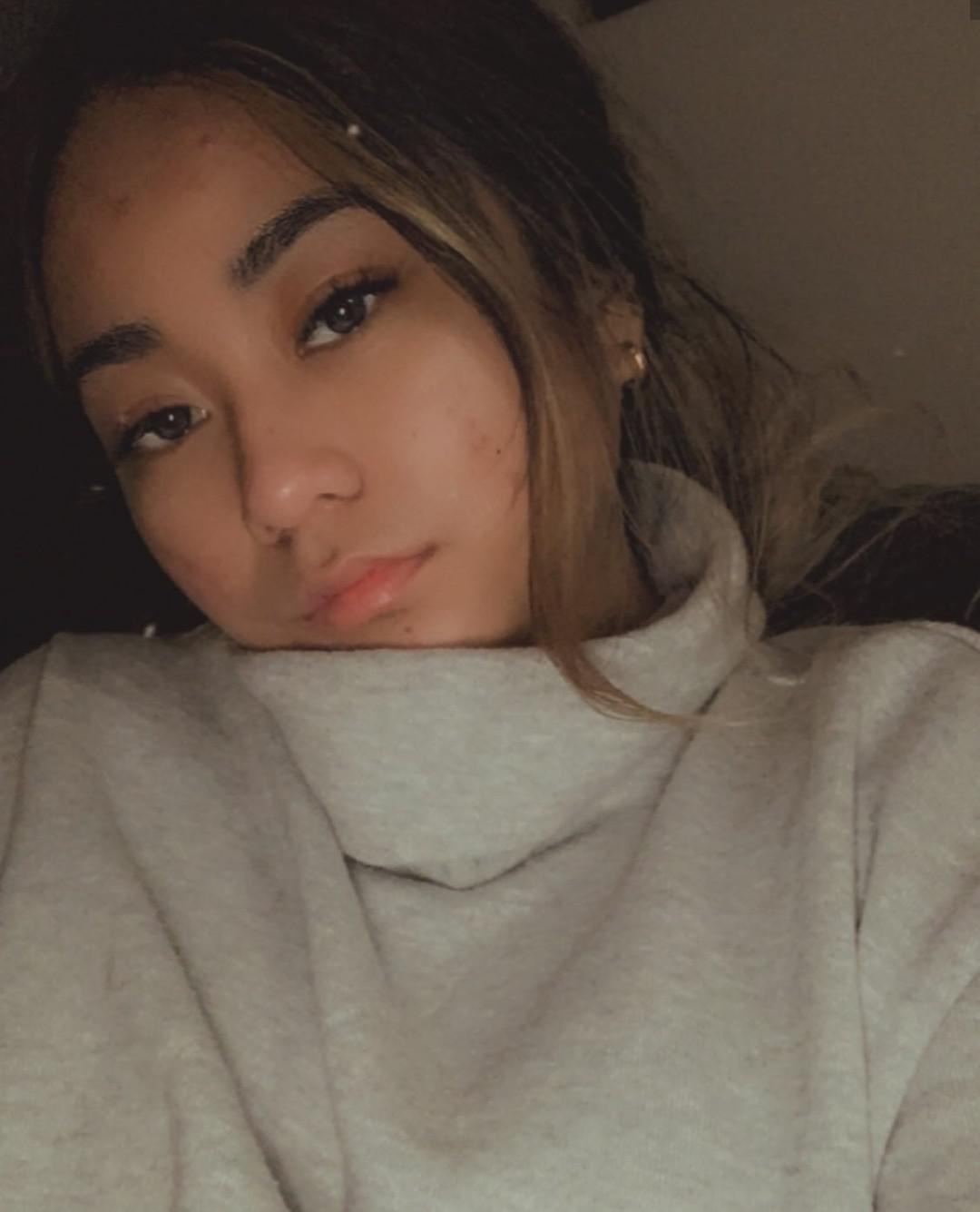 Pretty Filipina | Scrolller