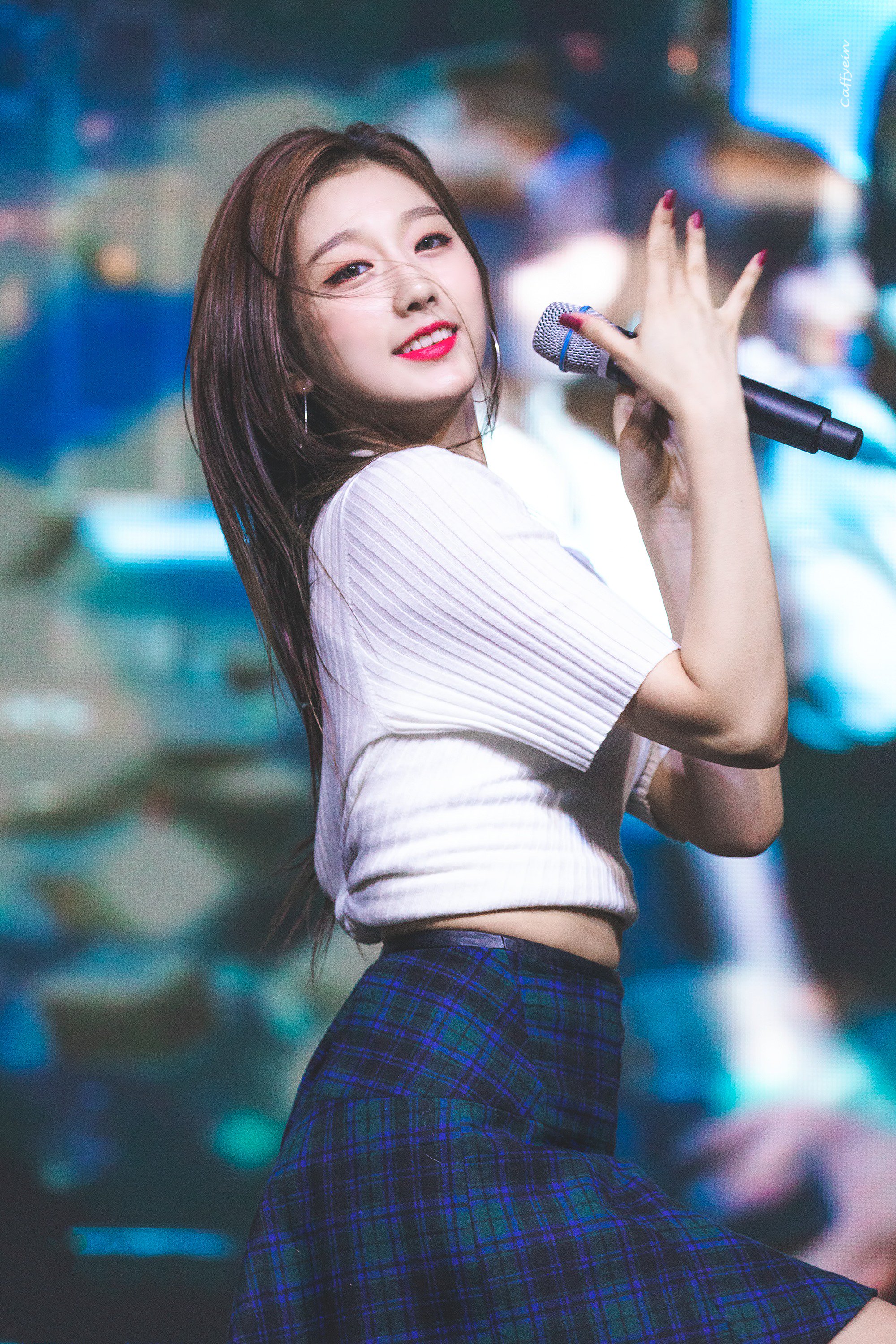 Pretty Yein | Scrolller