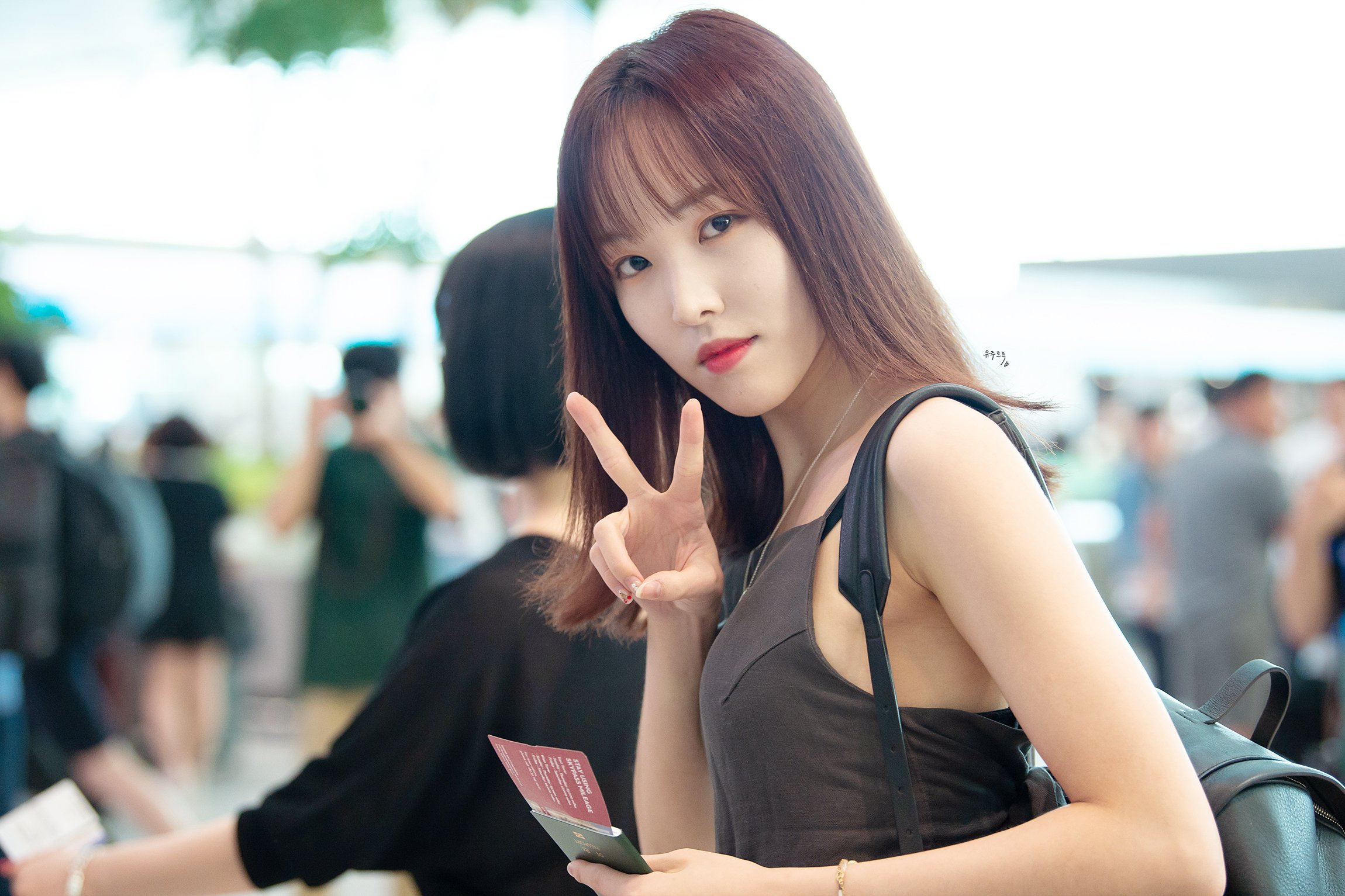 Pretty Yuju! | Scrolller
