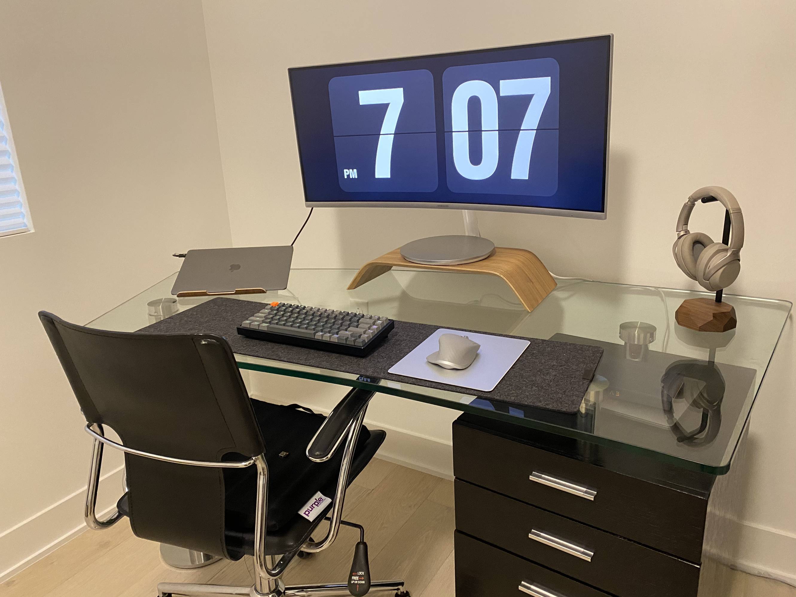 Progressively working on my WFH setup. | Scrolller