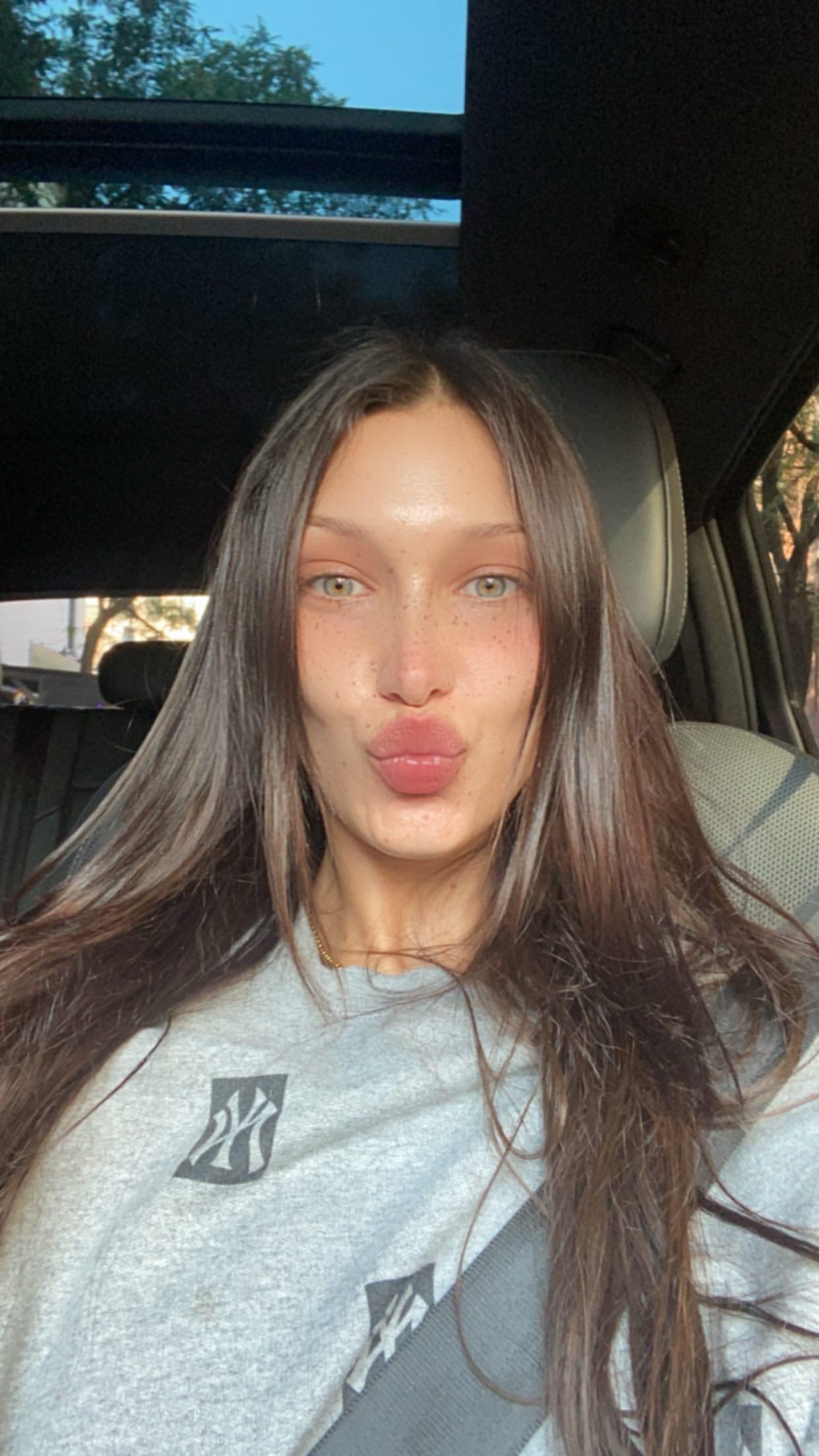 puckered | Scrolller