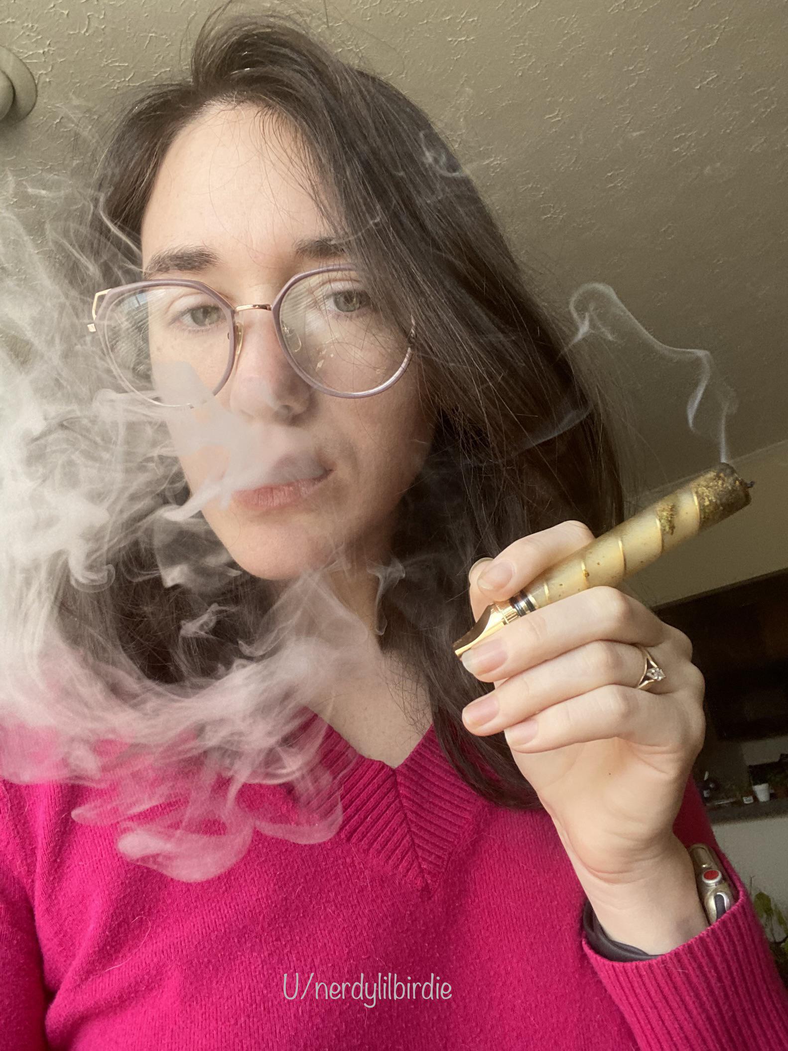 Puff puff pass | Scrolller