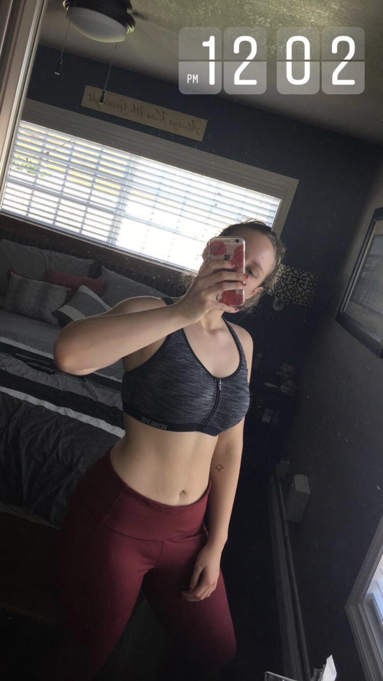 Pull the zipper down and watch them bounce 💕 | Scrolller