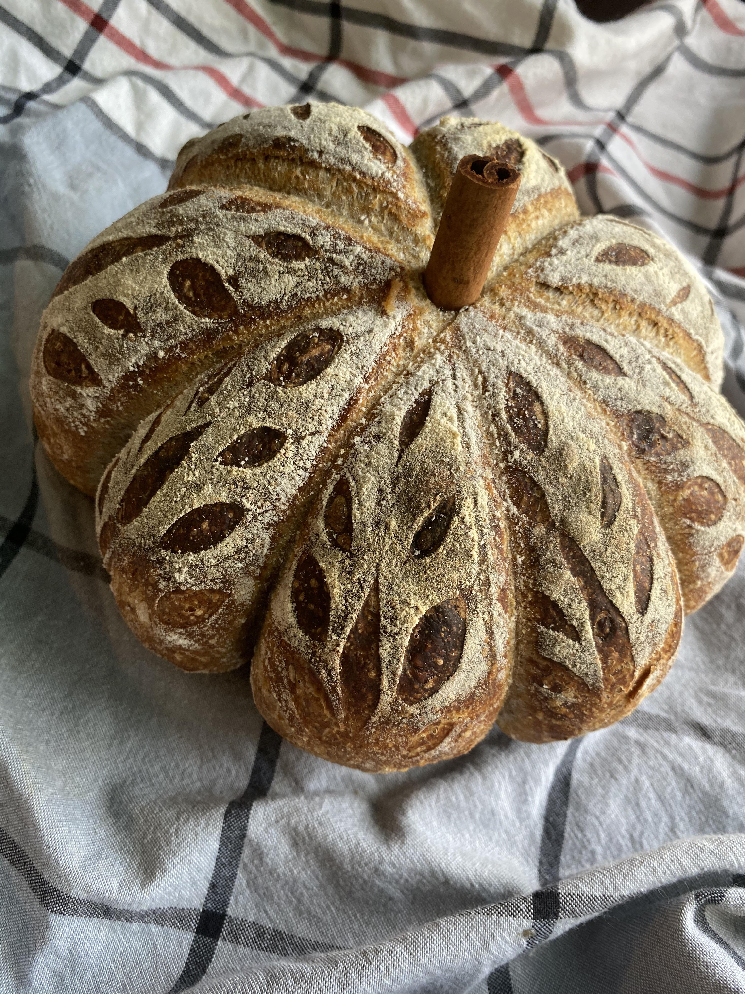 Pumpkin loaf! | Scrolller