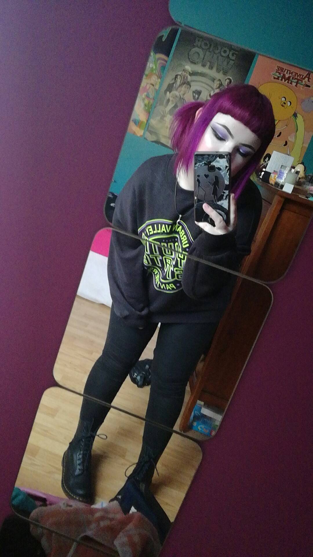 Purple Selfie Scrolller