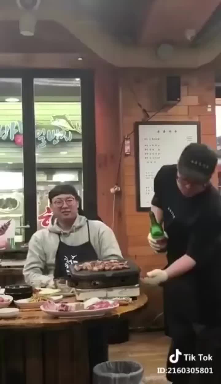 Pyromancer chef | Scrolller