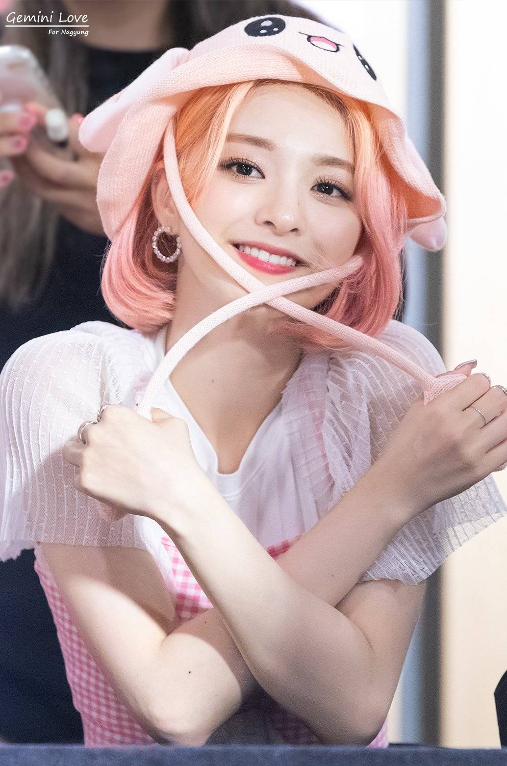 QT Nakko | Scrolller