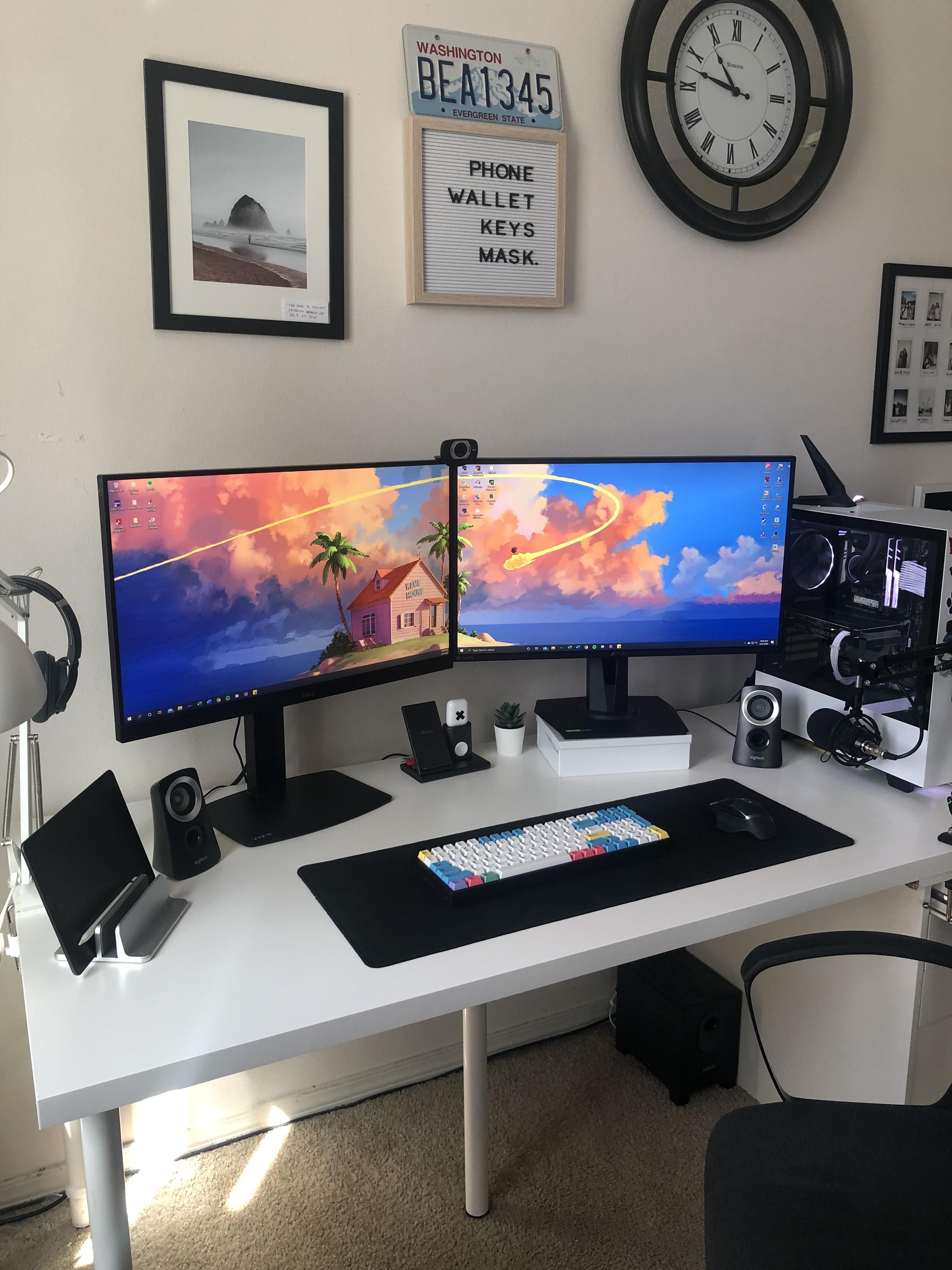 Quarantine desk setup! | Scrolller