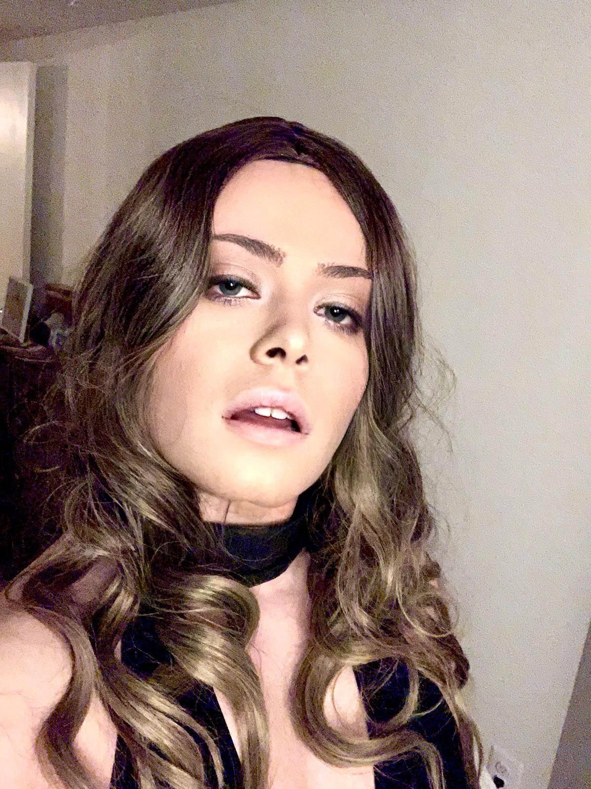 Quarantine is hard as an extrovert but getting to practice makeup from home is super fun and ...