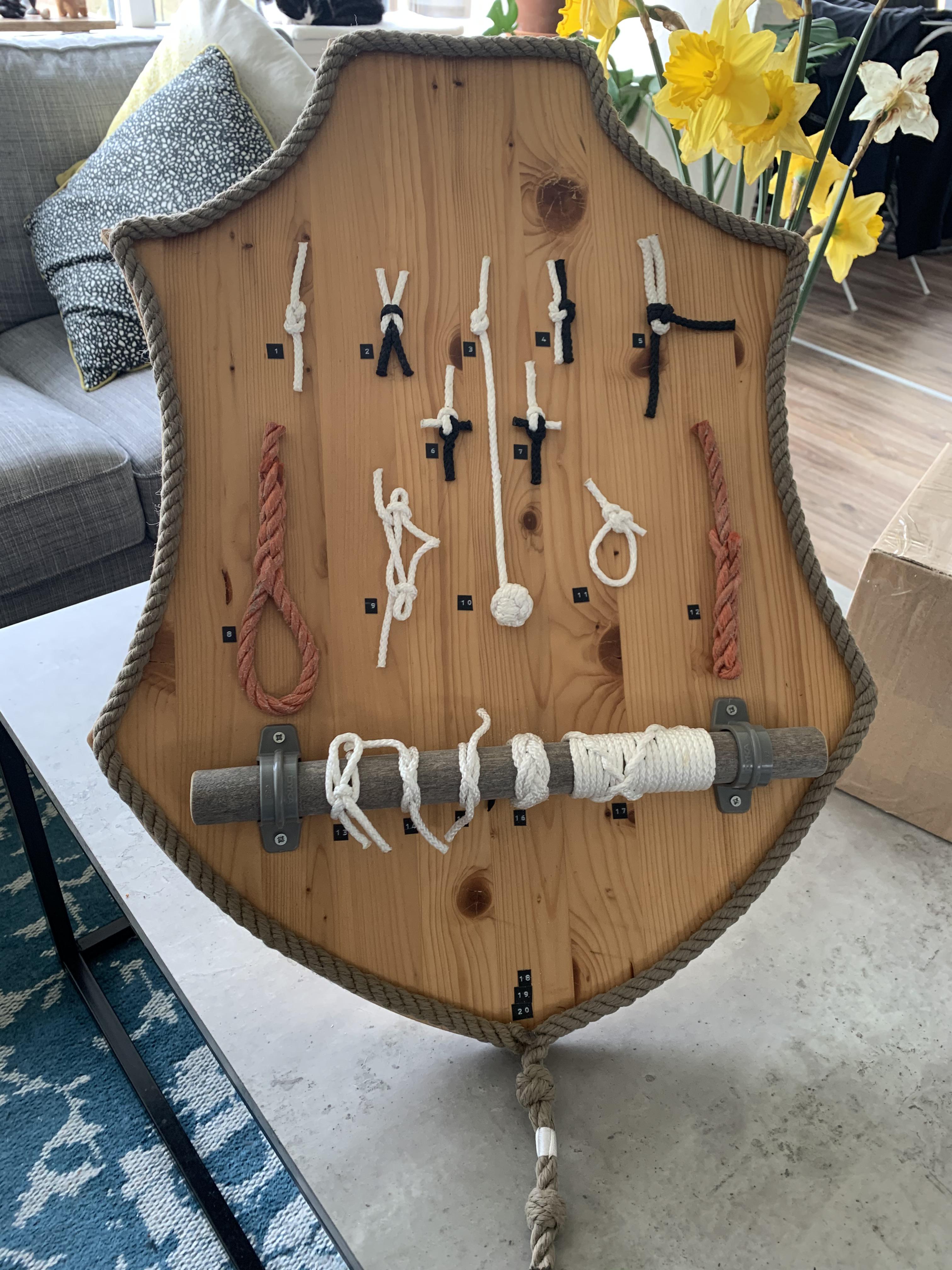 Quarantine work, finally finished this knot board | Scrolller