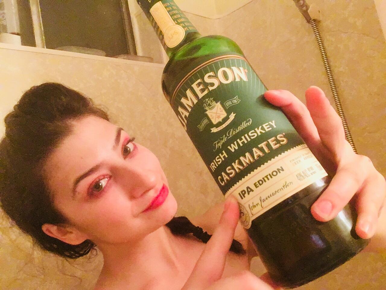Quick! Mods are asleep! Post Shower Whiskey ;) ☘️ | Scrolller