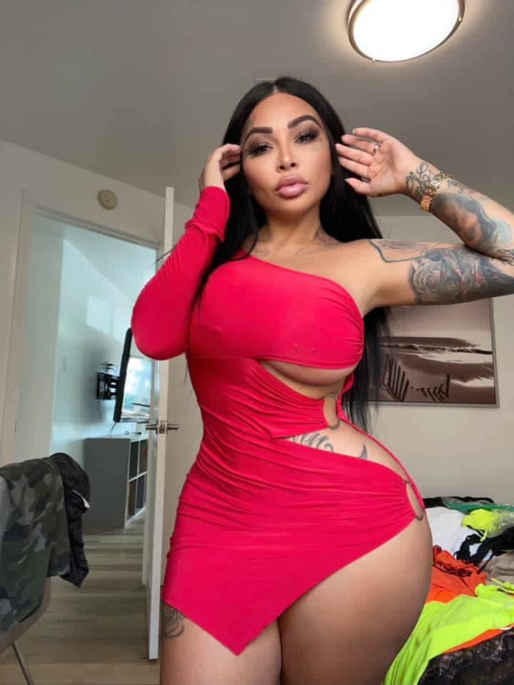 Quien para paja bi con esta puta? | Scrolller